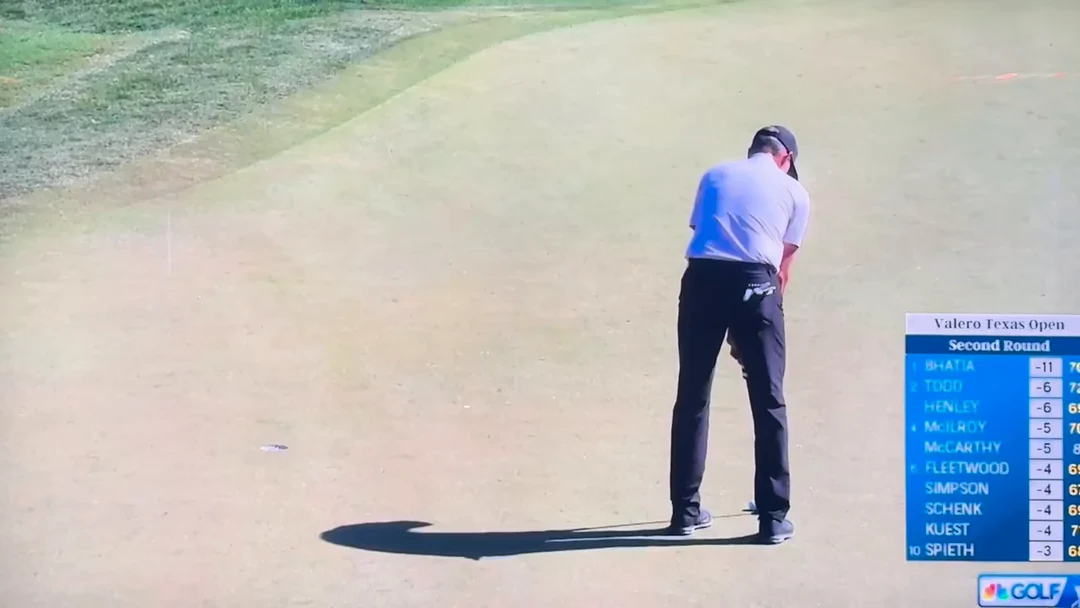 Jimmy Walker snaps putter, still has to putt out and has 10 more holes to play. | Scrolller