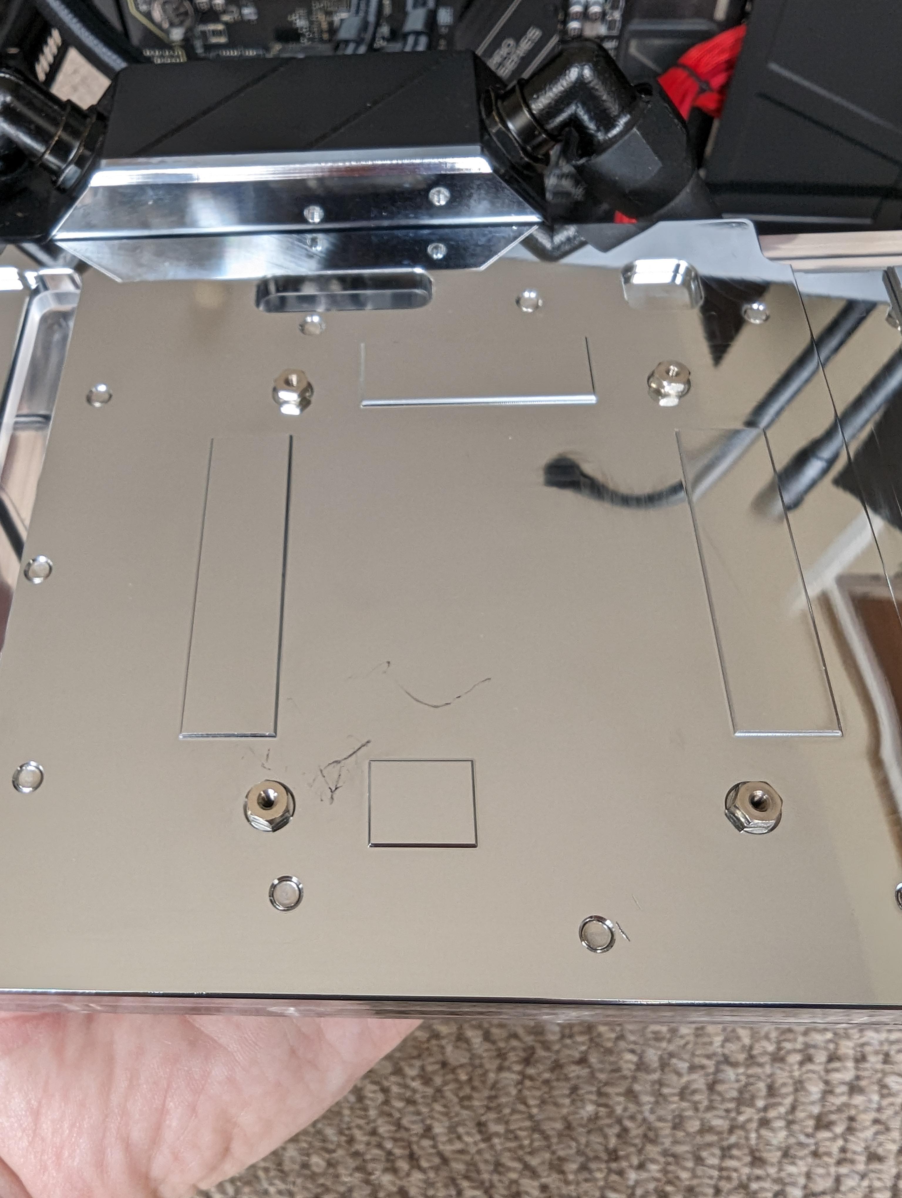 Alphacool Eiswolf 2 damaged. | Scrolller