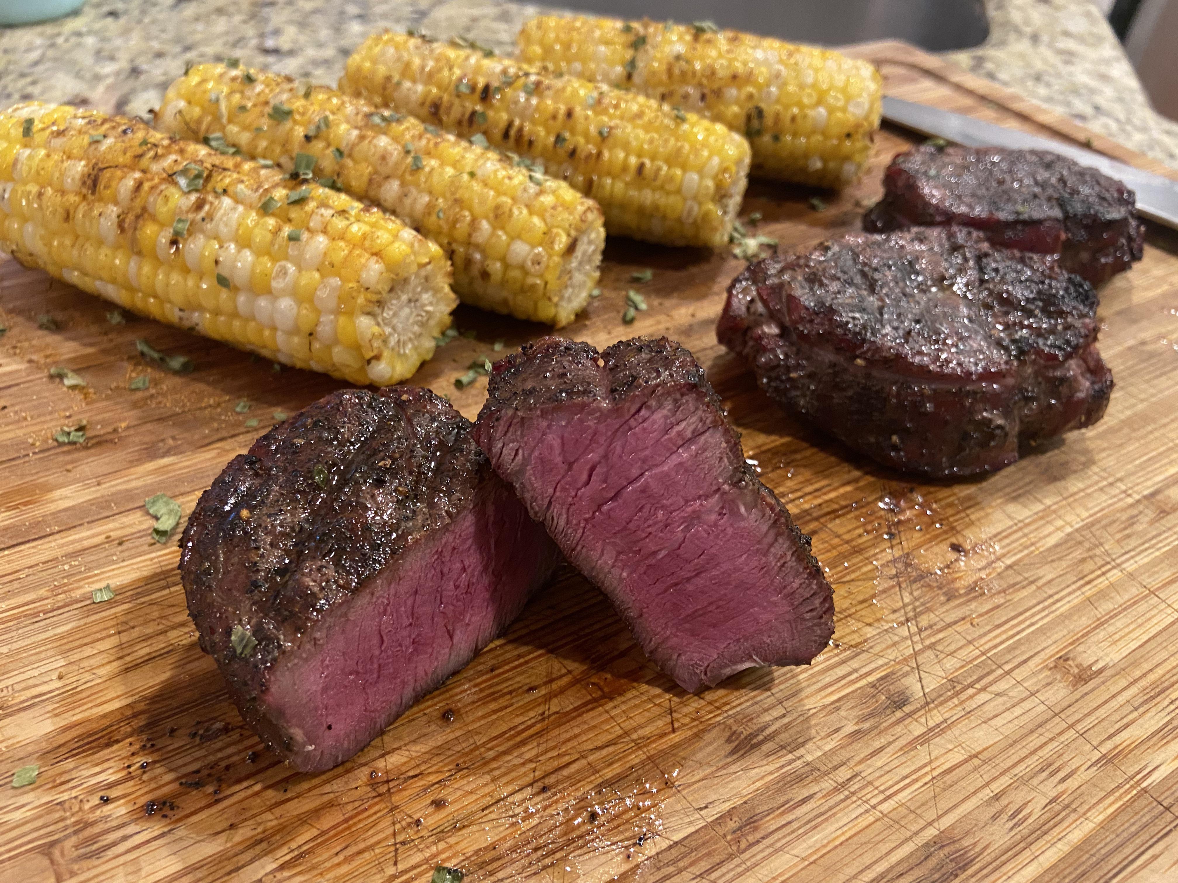 [homemade] Filet and corn | Scrolller