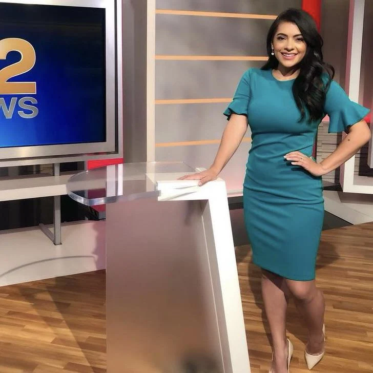 Hot anchor | Scrolller