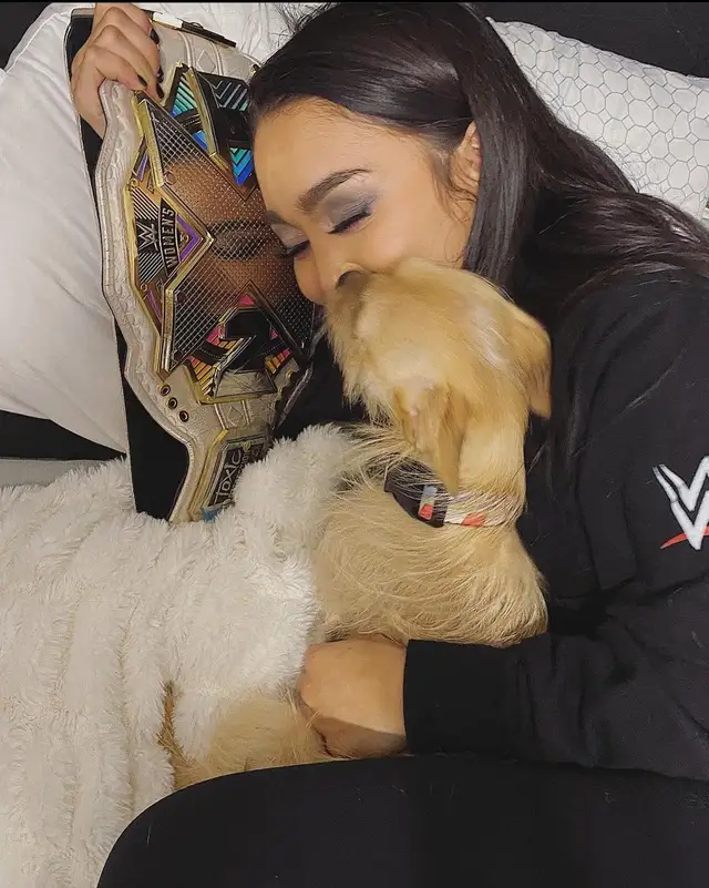 Roxanne Perez | Scrolller