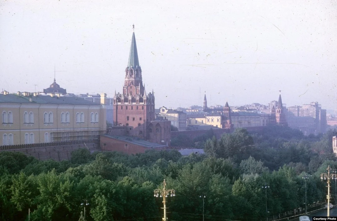 Moscow, RSFSR, 1963 | Scrolller