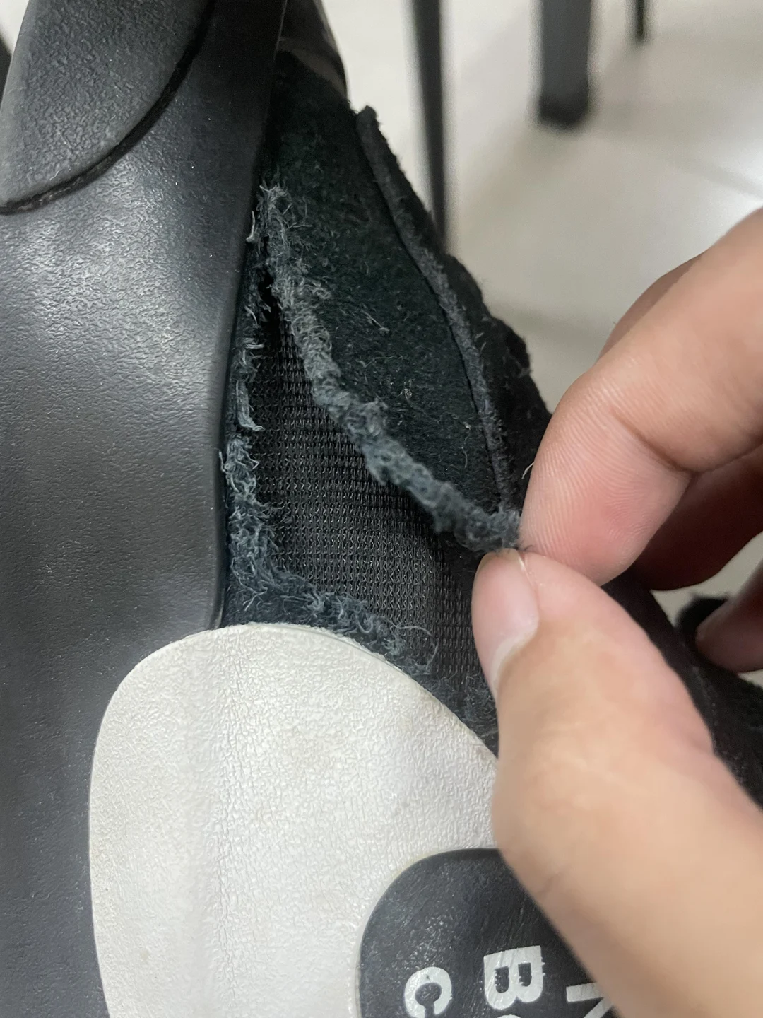 Hey guys I need help how to fix this | Scrolller