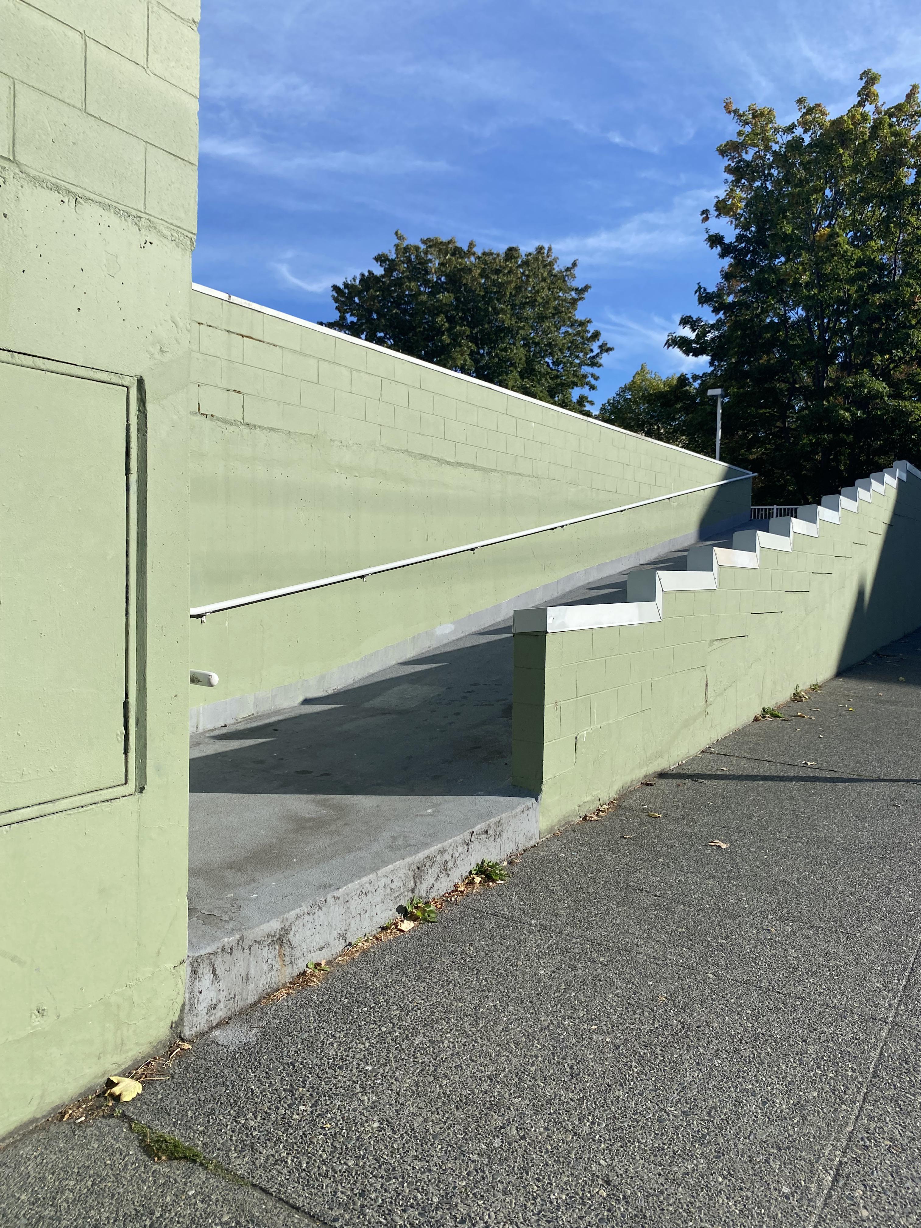 Perfect wheelchair ramp | Scrolller