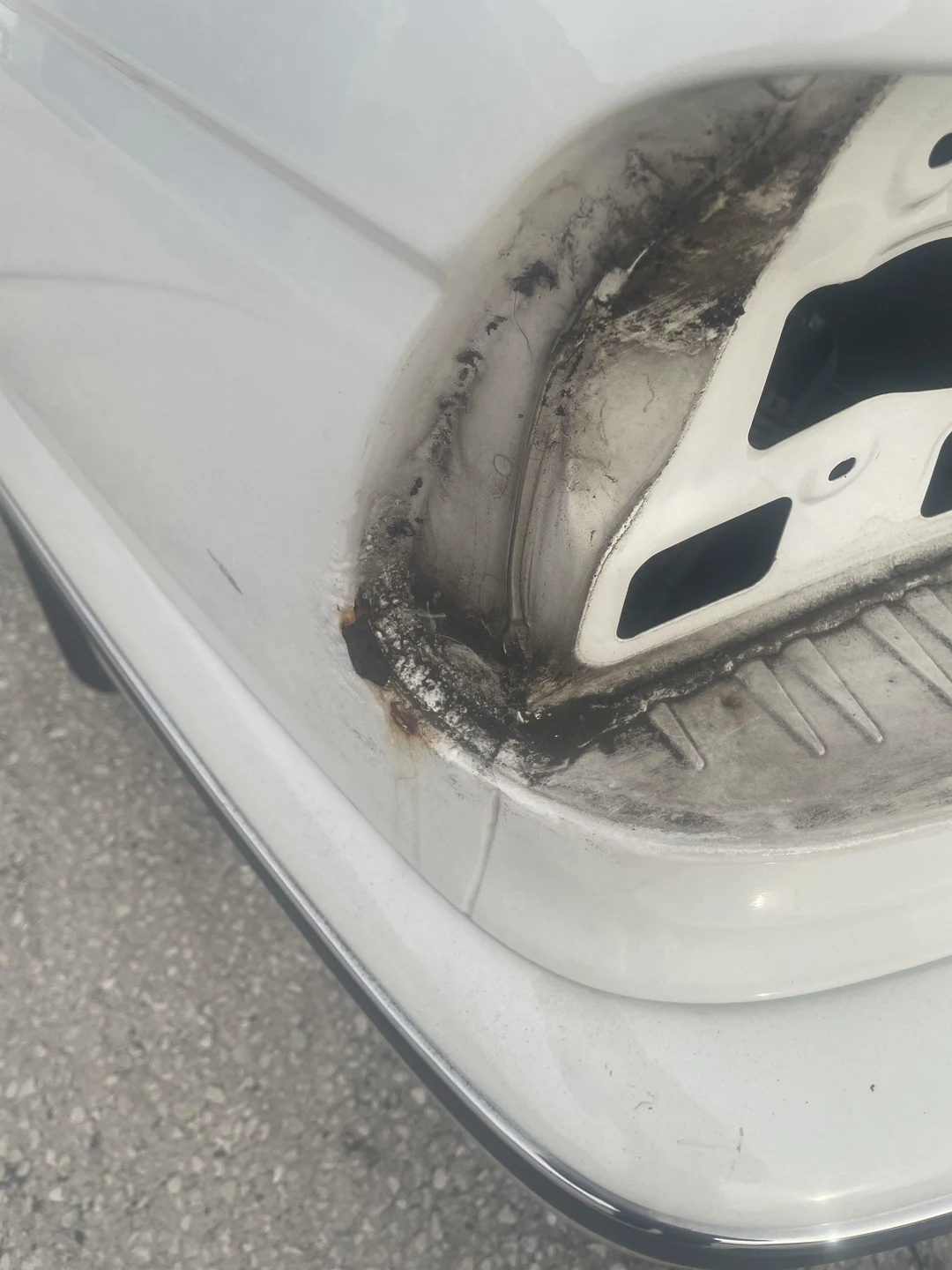 Does this look like surface rust? | Scrolller