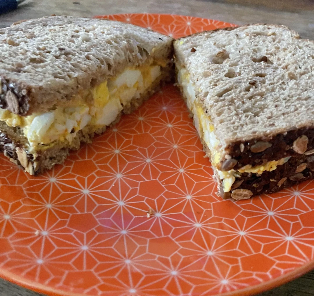 Egg salad sandwich | Scrolller