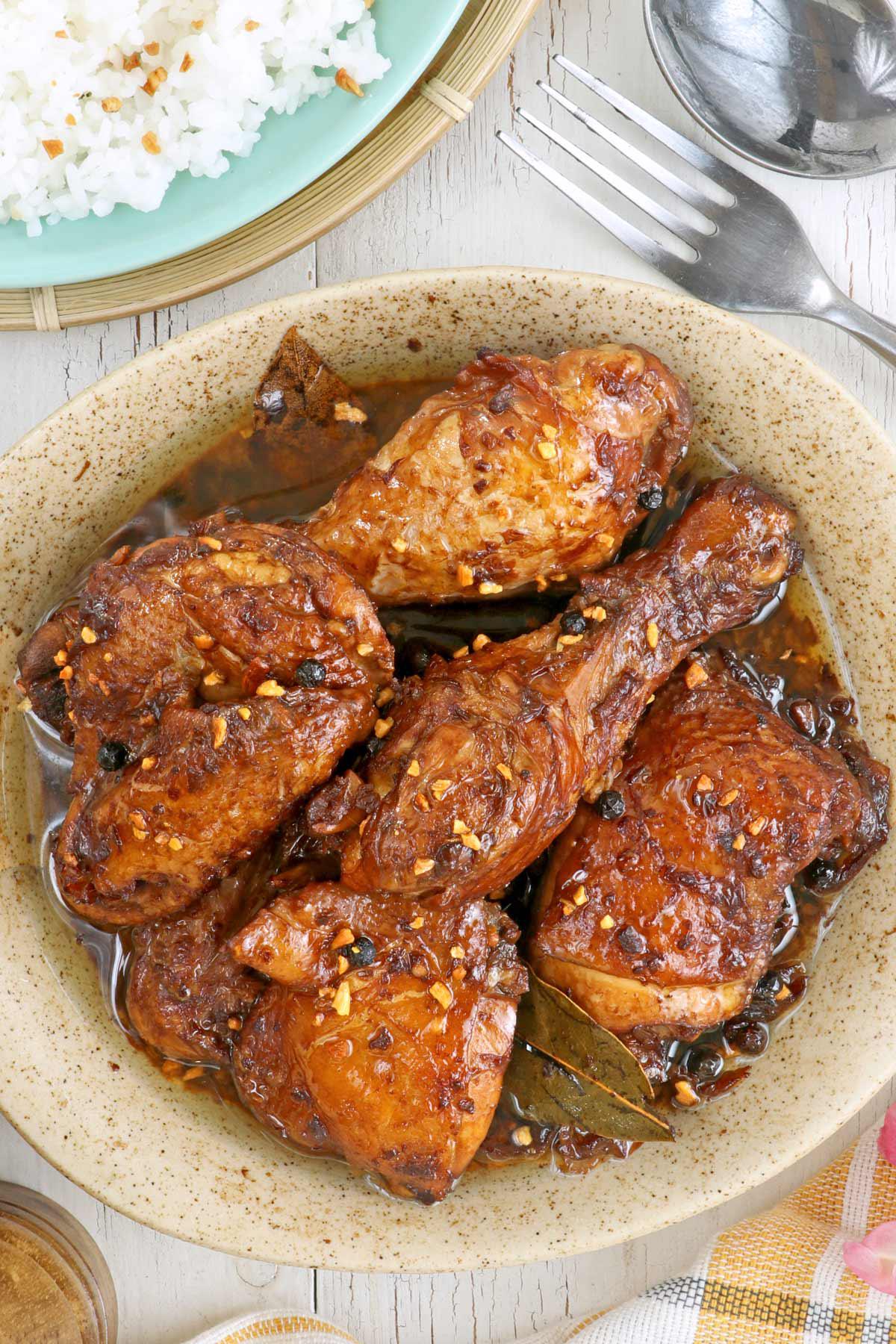 [homemade] Classic Filipino Chicken Adobo. Usually served with rice on ...