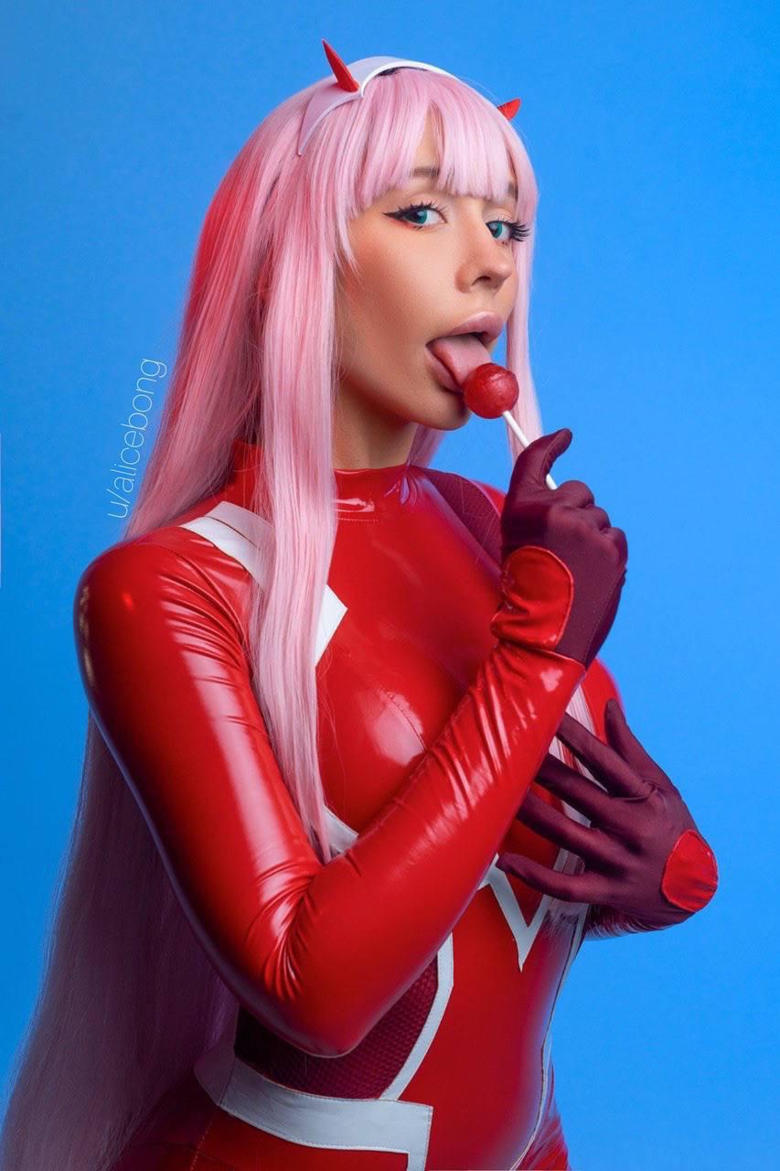 Zero Two cosplay by Alice Bong (oc) | Scrolller