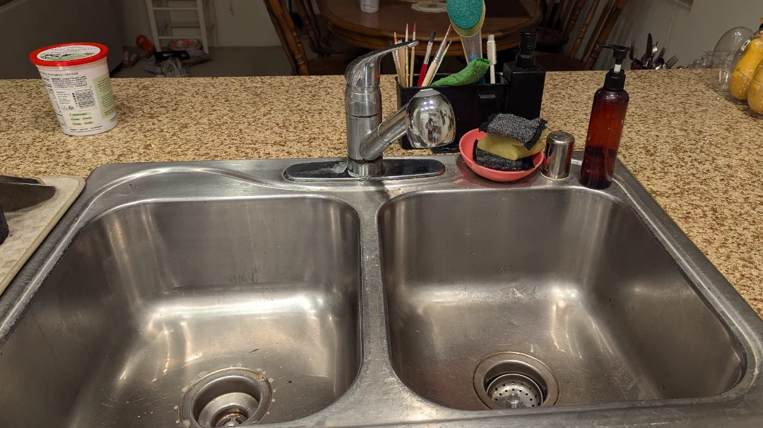 How to tidy up/ organize the kitchen sink? | Scrolller