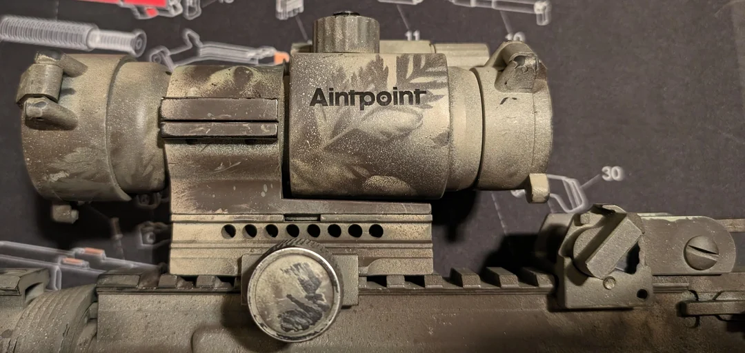 "We have Aimpoint at home" | Scrolller