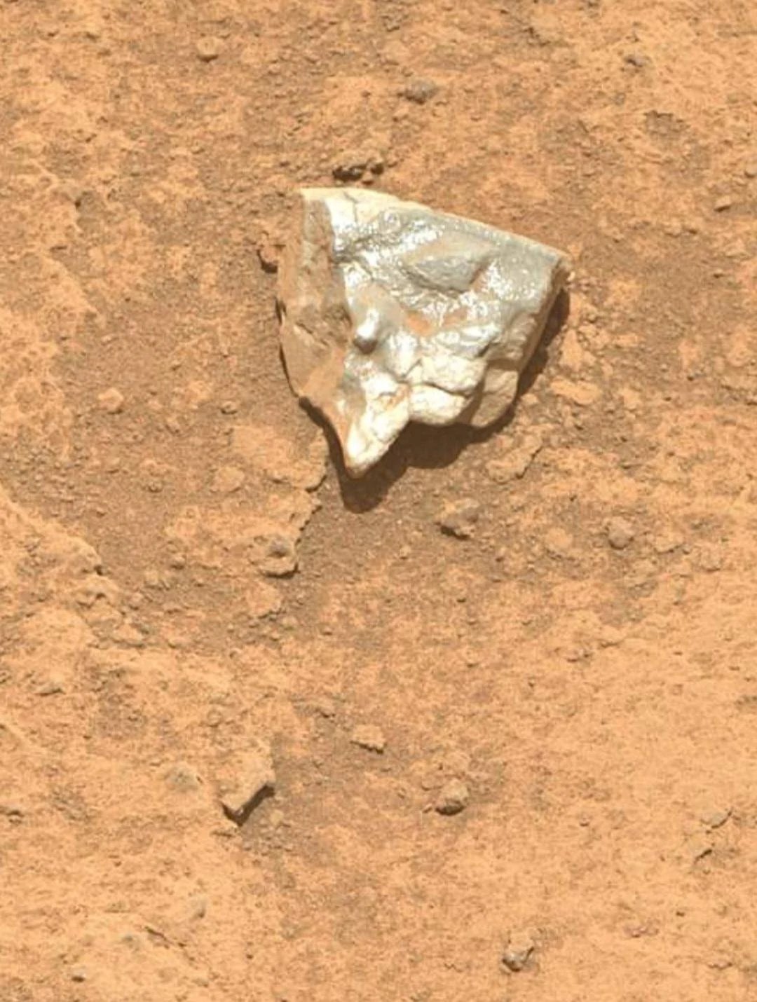 Closeup of a small shiny rock captured by Perseverance Rover | Scrolller