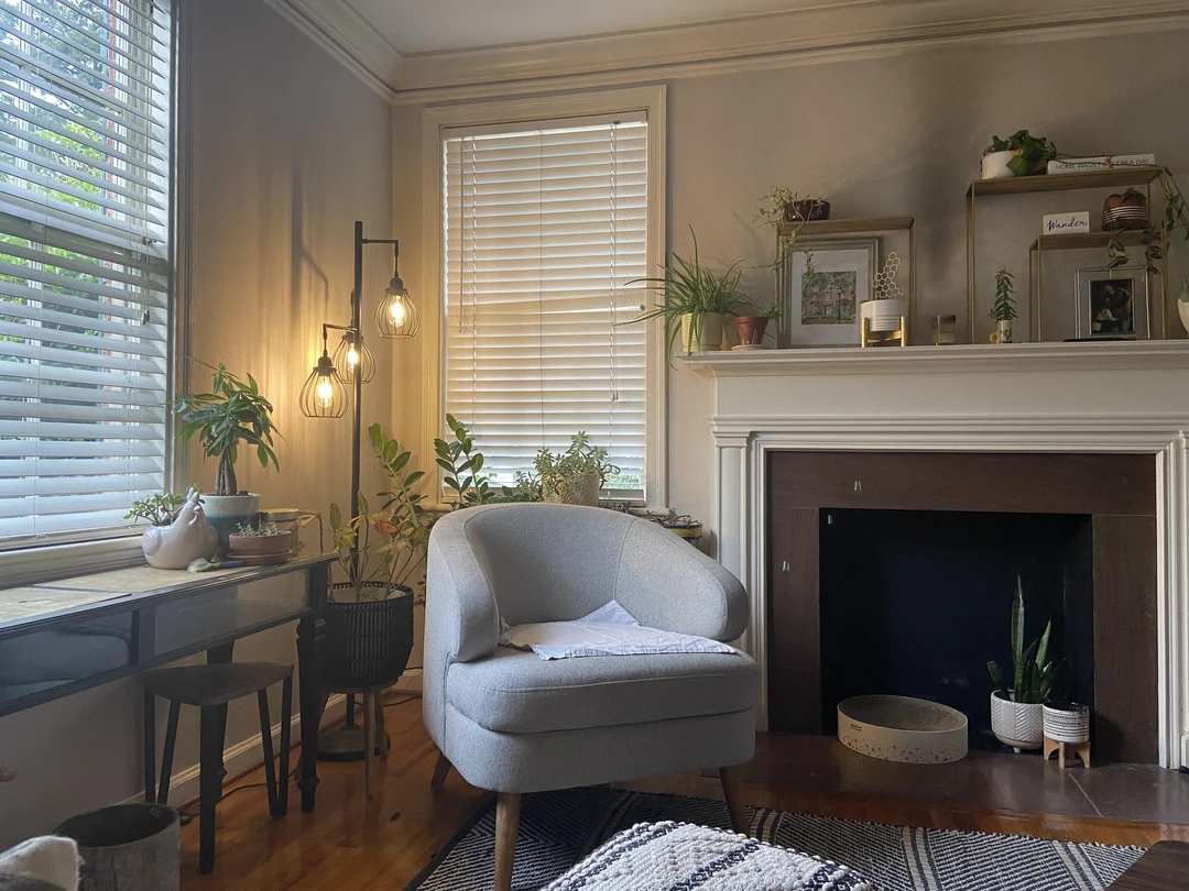 My cozy living room corner | Scrolller