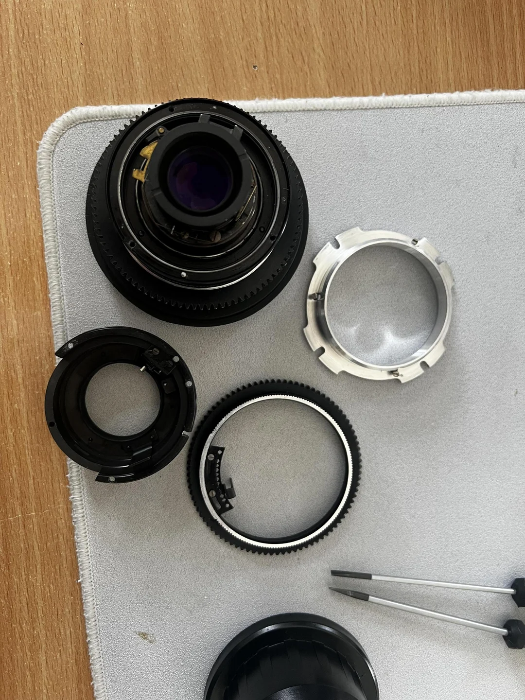 Lens repair help | Scrolller