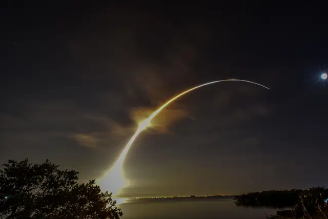 [OC] Artemis I long exposure from A1A | Scrolller