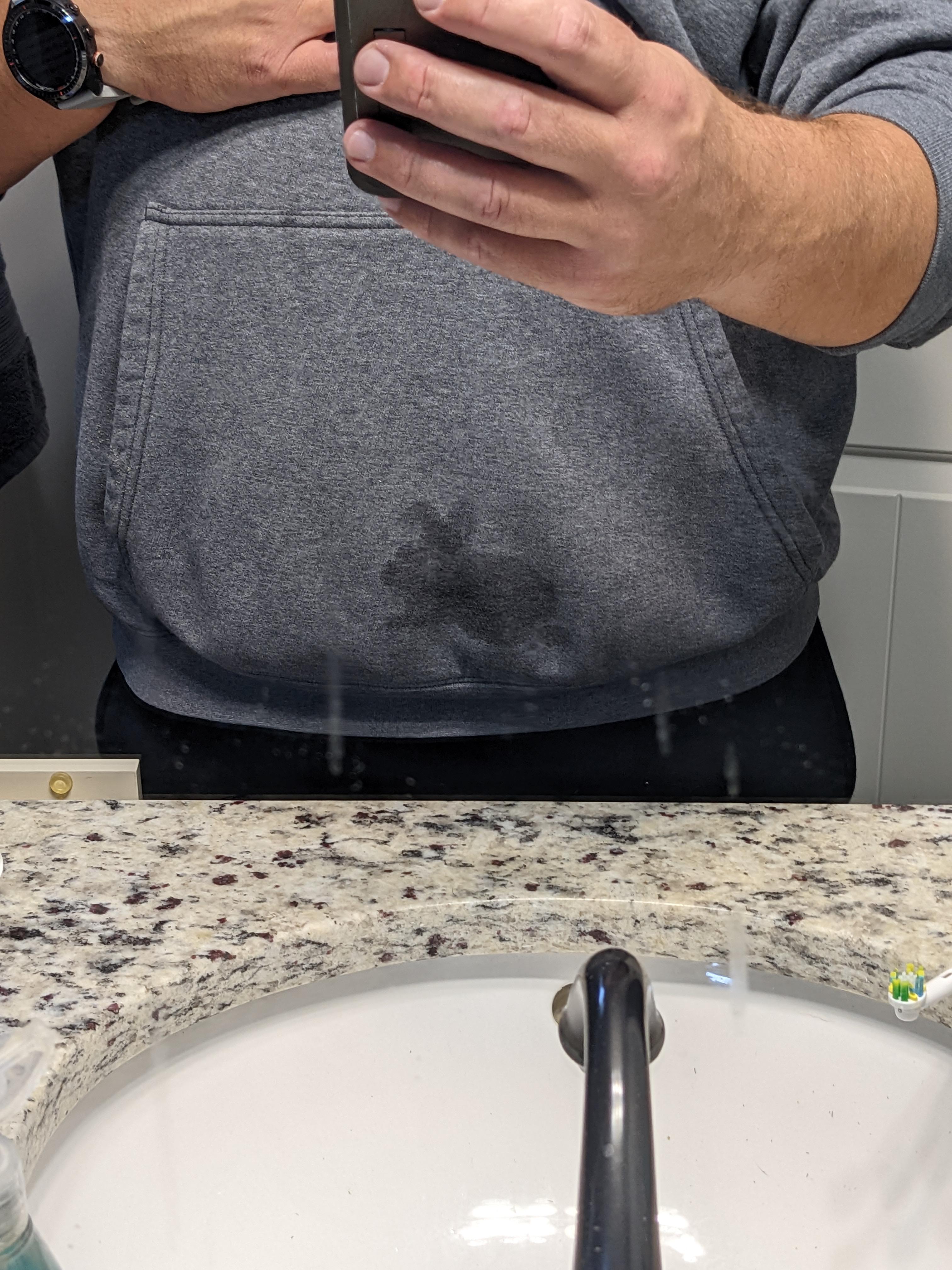 Water splash from doing the dishes made a bunny | Scrolller