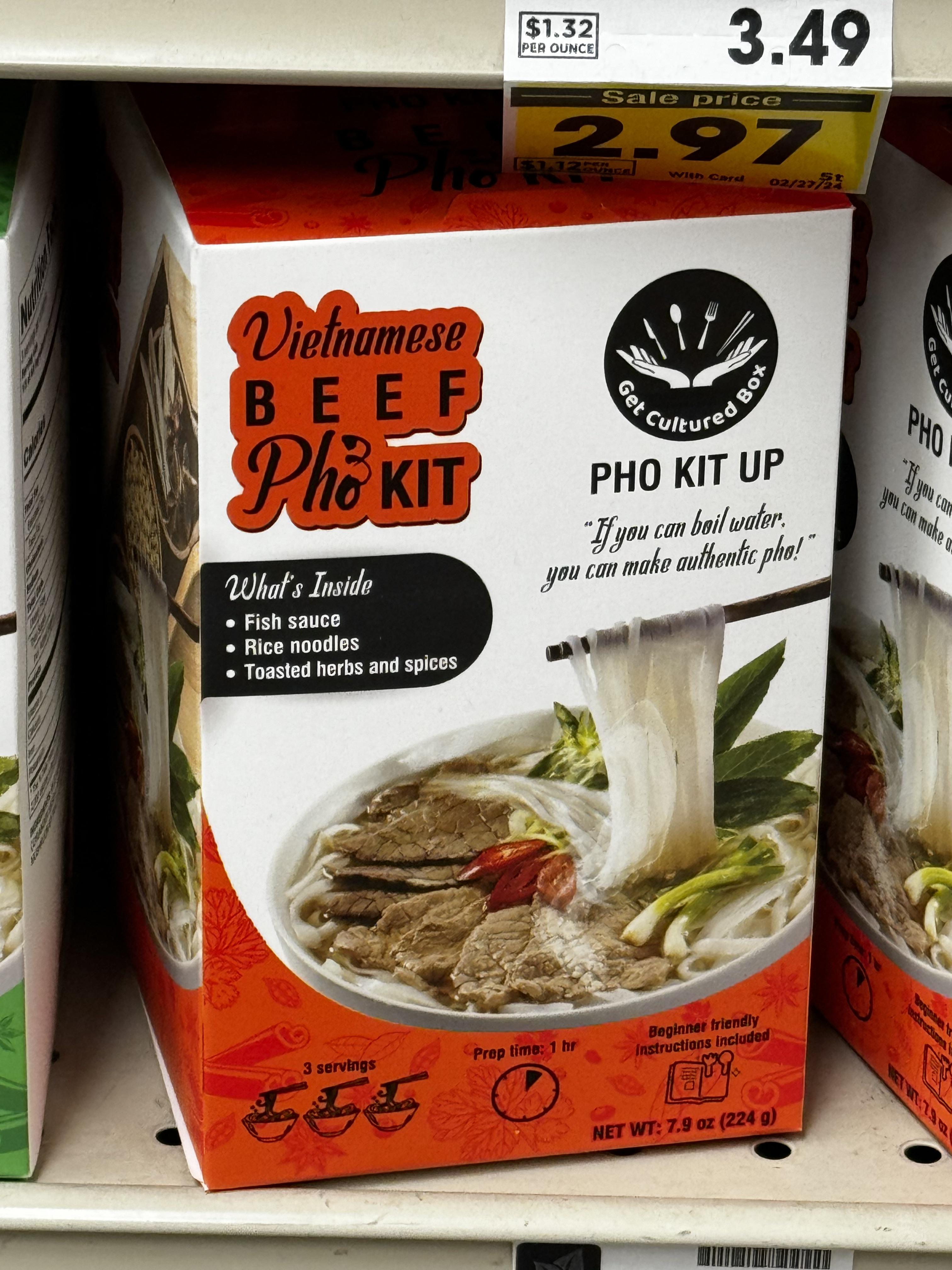 Pho Kit Up | Scrolller