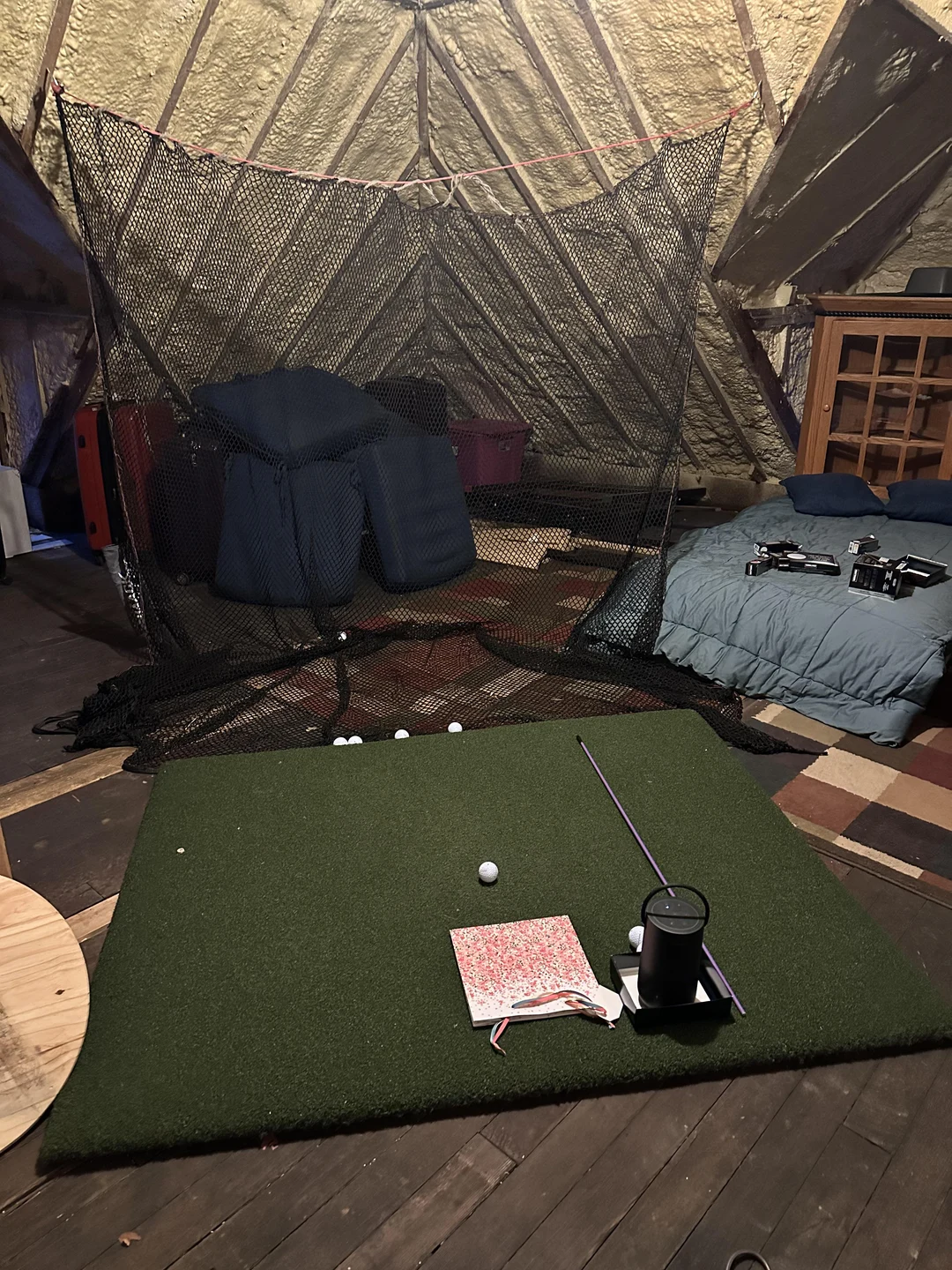 Rate my attic setup. | Scrolller