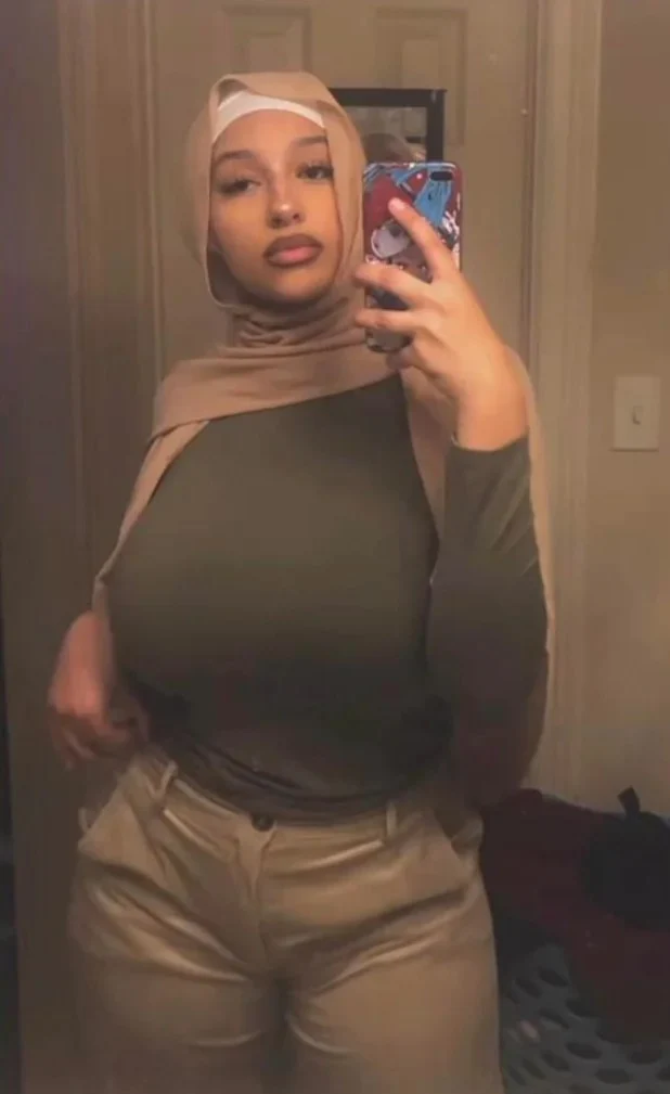 Fully covered, still no chance | Scrolller