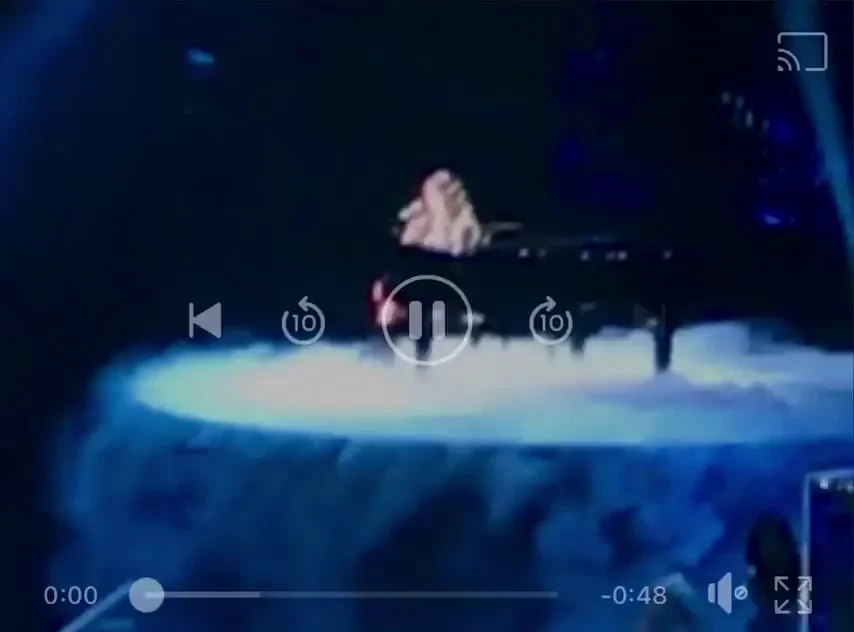 Taylor Swift’s 2011 cover of Justin Timberlake’s ‘What goes around..comes around’ FEARLESS Tour ...