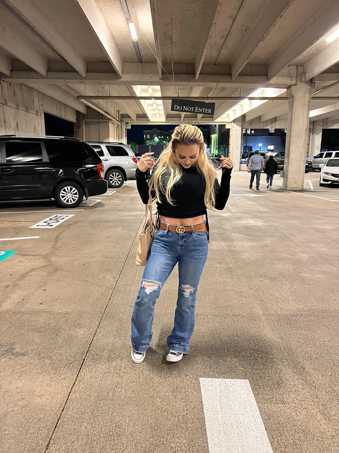 Let’s get the night started | Scrolller