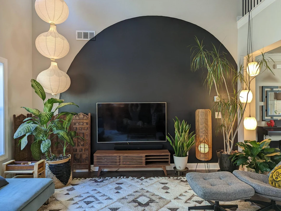 UPDATE: I fixed the vent. Black circle accent wall in my living room. | Scrolller