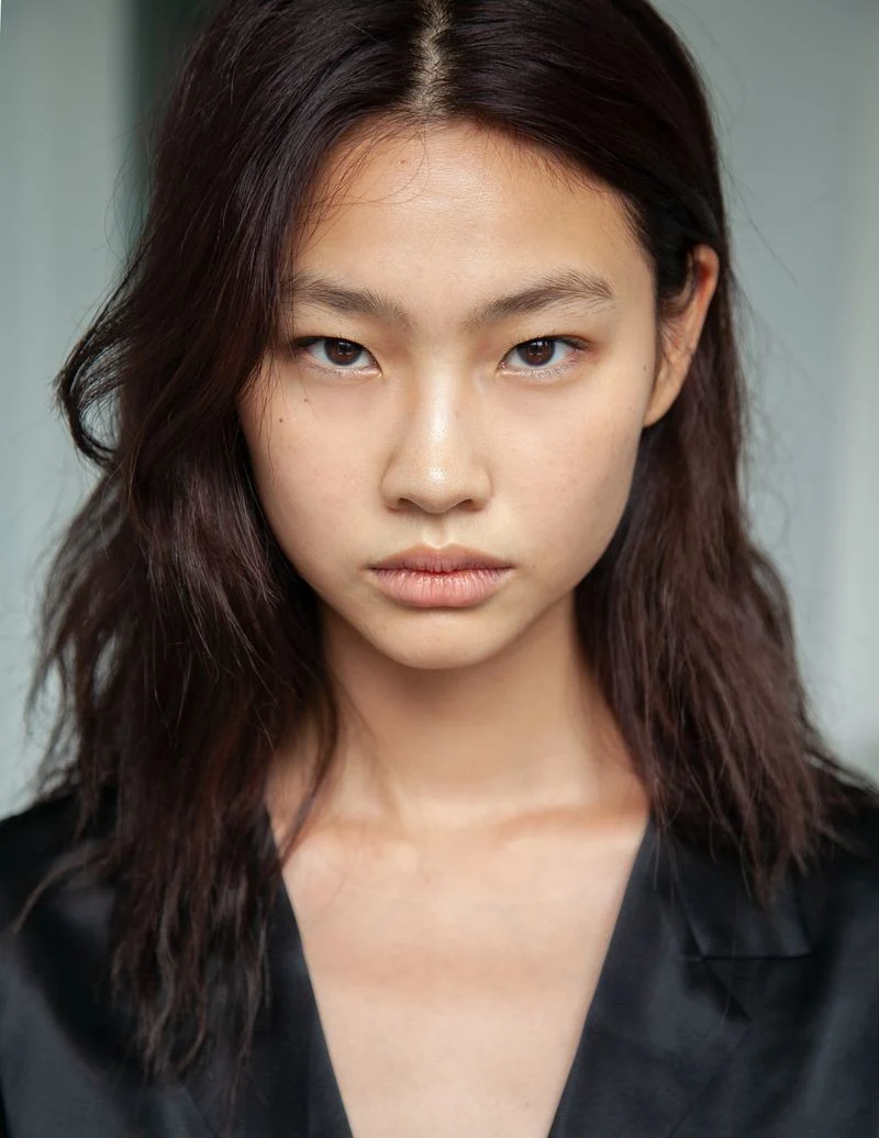 HoYeon Jung | Scrolller