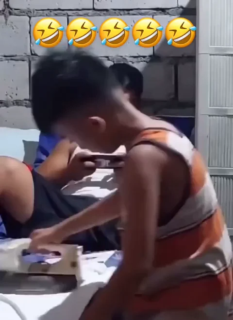 W father | Scrolller