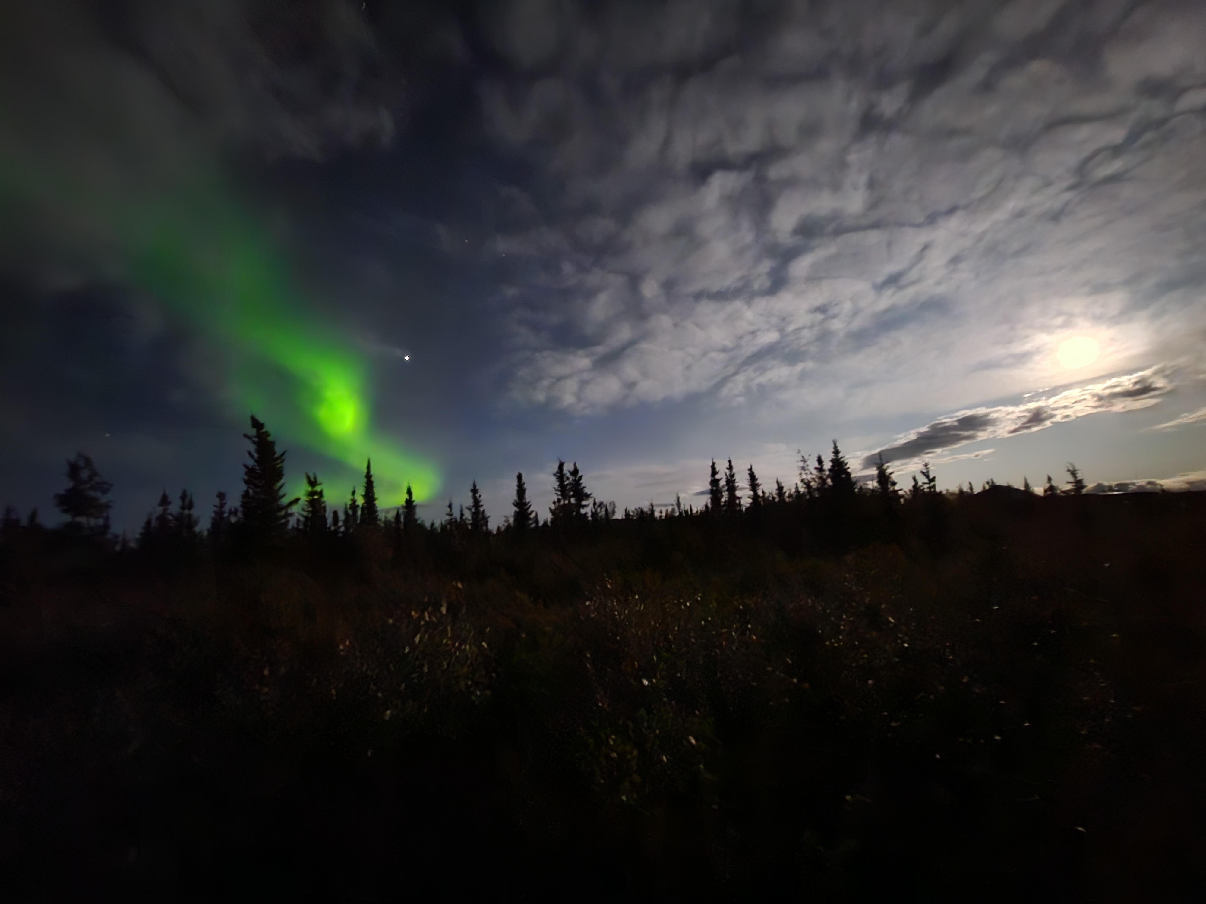 Super moon and northern lights | Scrolller