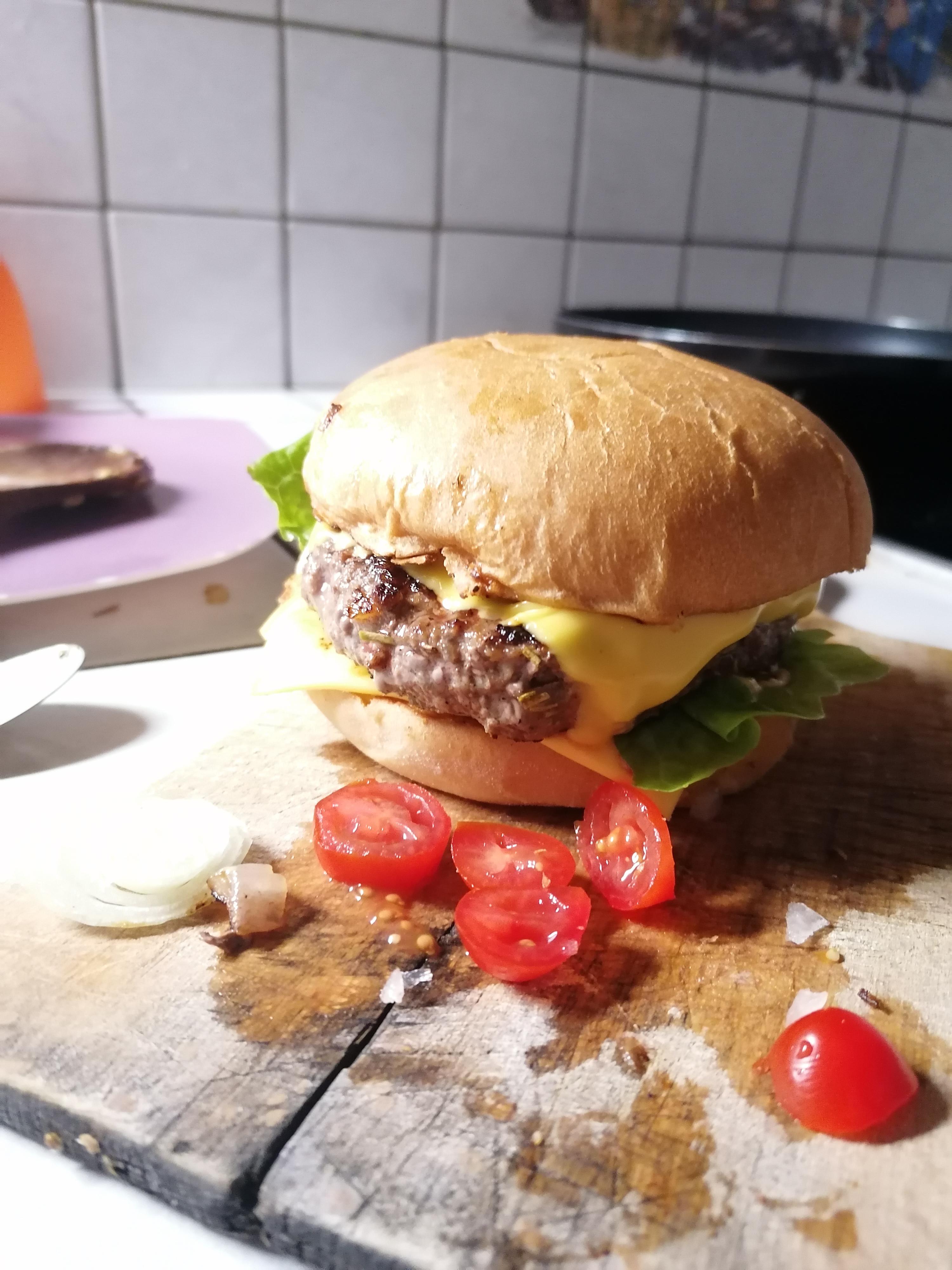 I love making Burgers | Scrolller