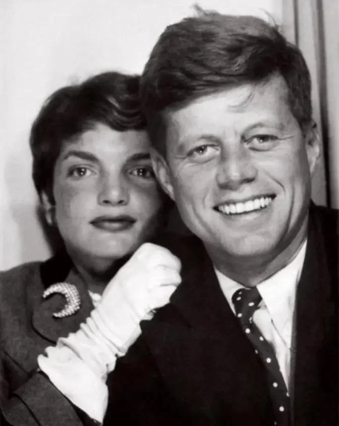 Senator (and future president) John F Kennedy and Jackie in a photo booth, 1953 | Scrolller