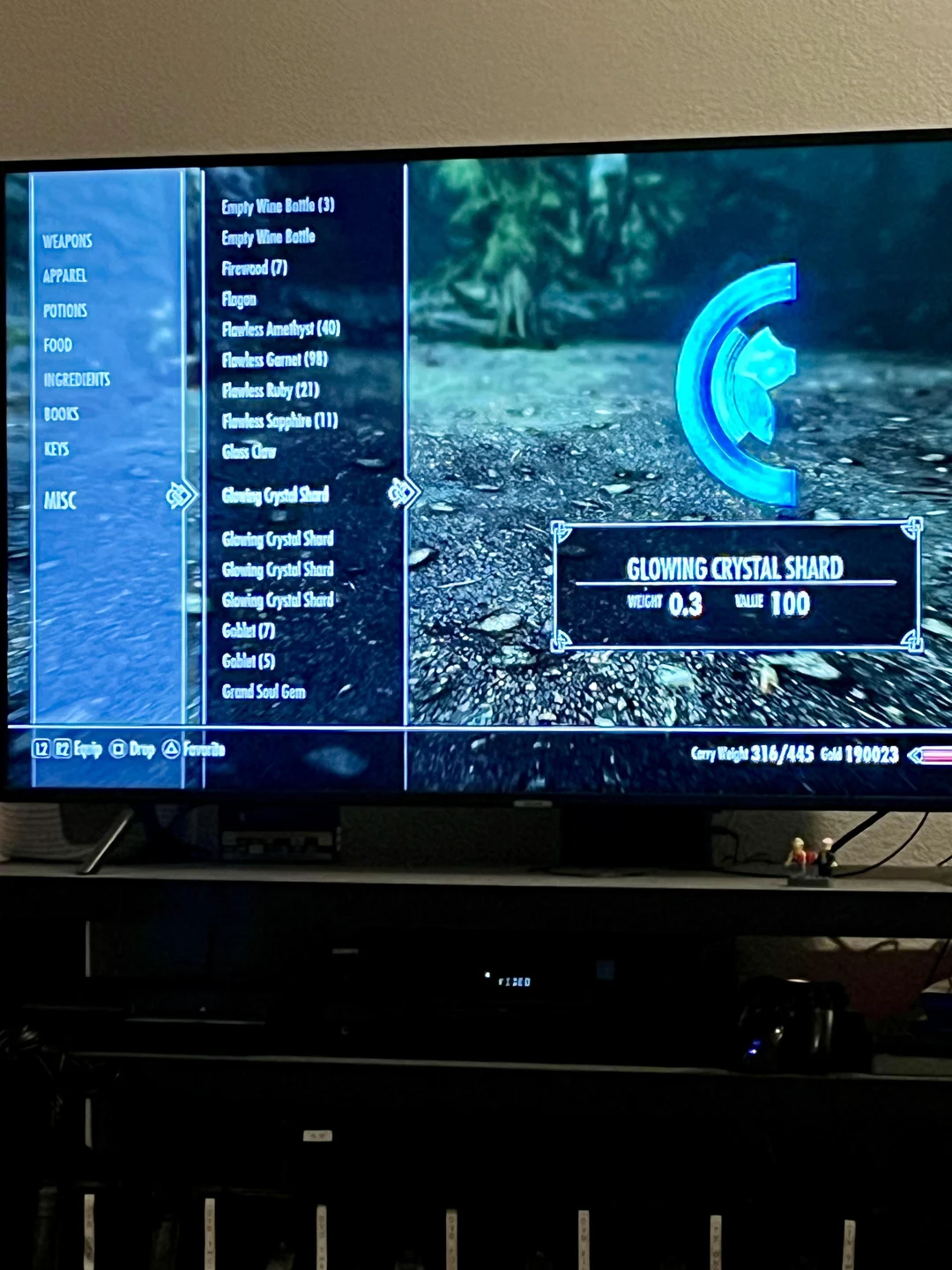 Aetherium Shards / Glowing Crystal Shards - Can’t Advance on PS4 | Scrolller