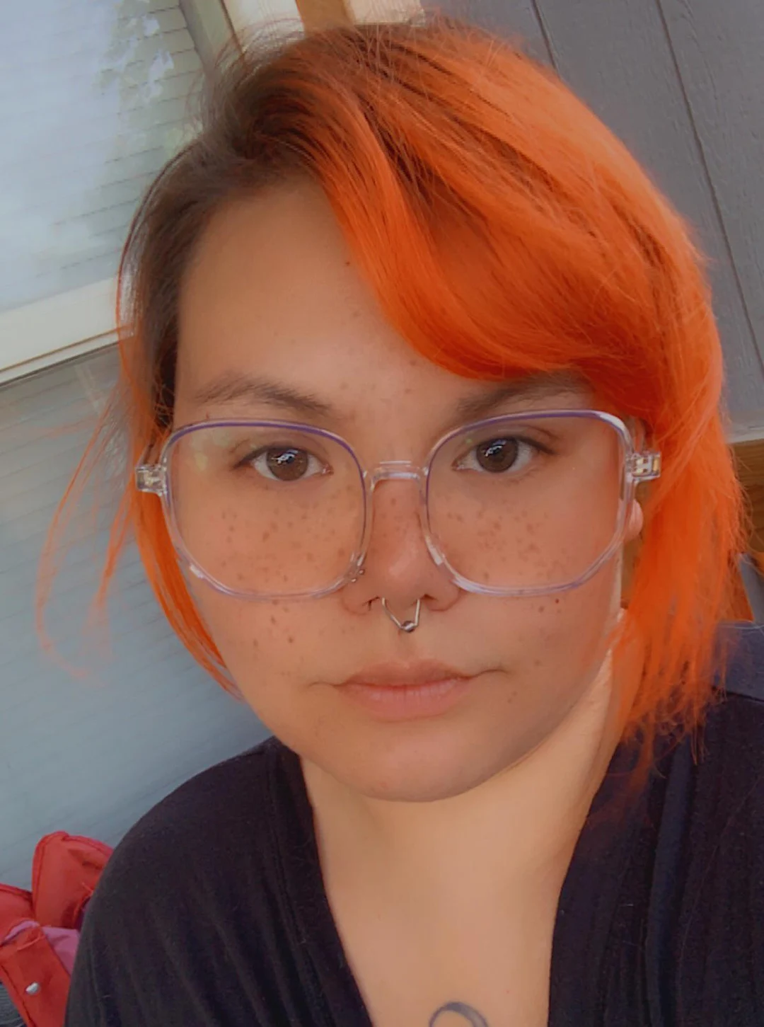 I see your hair is burnin, hills are filled with fire[f32] | Scrolller