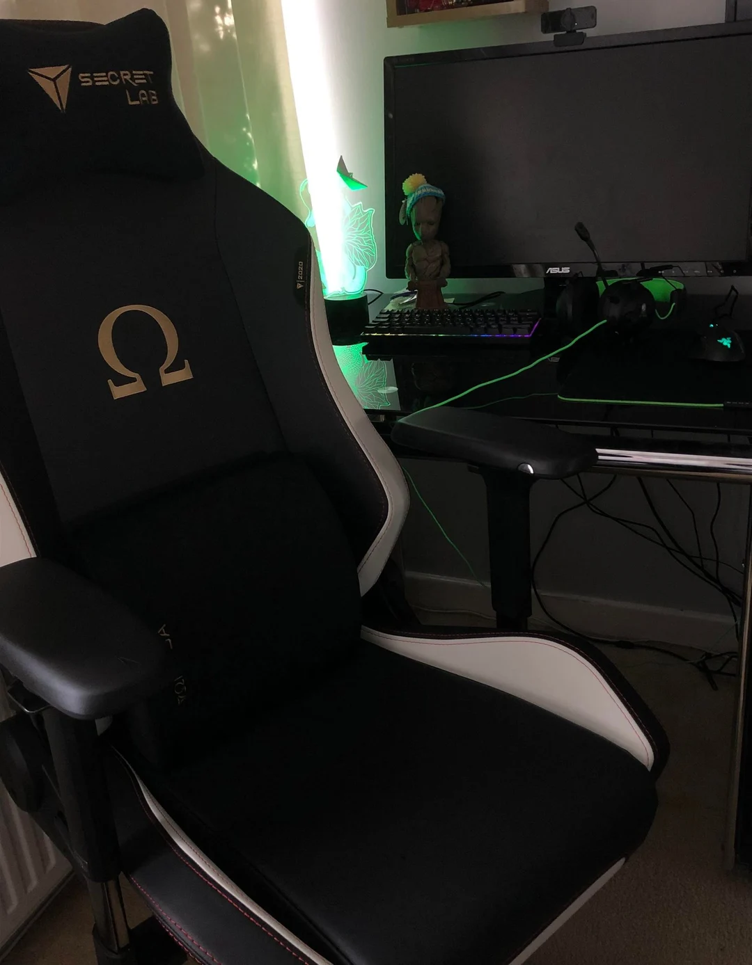 After 20 years of gaming I finally got myself a real chair! #Secretlab | Scrolller