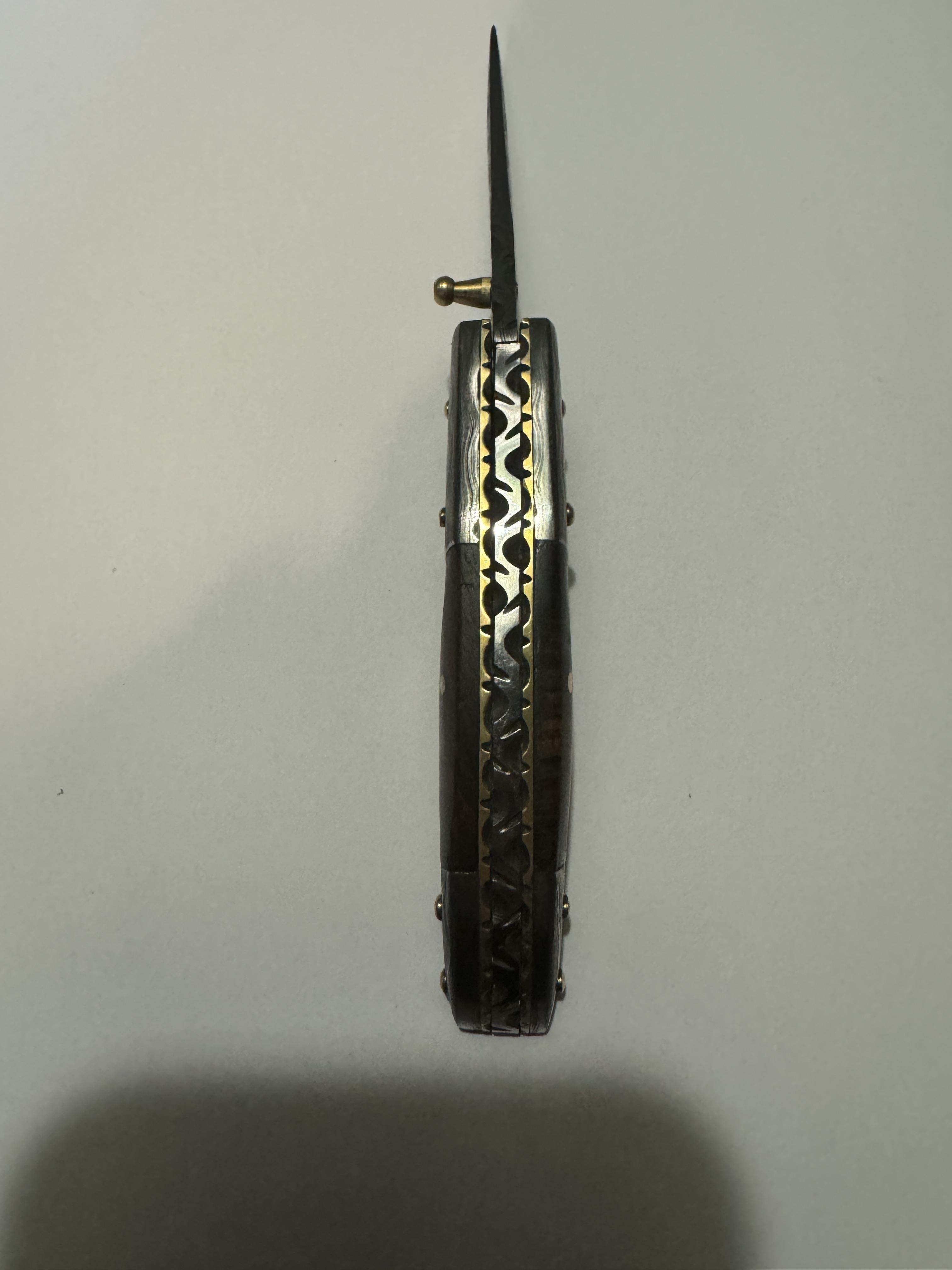 Discover more like Knives: Help with identifying maker and Related Content | Scrolller