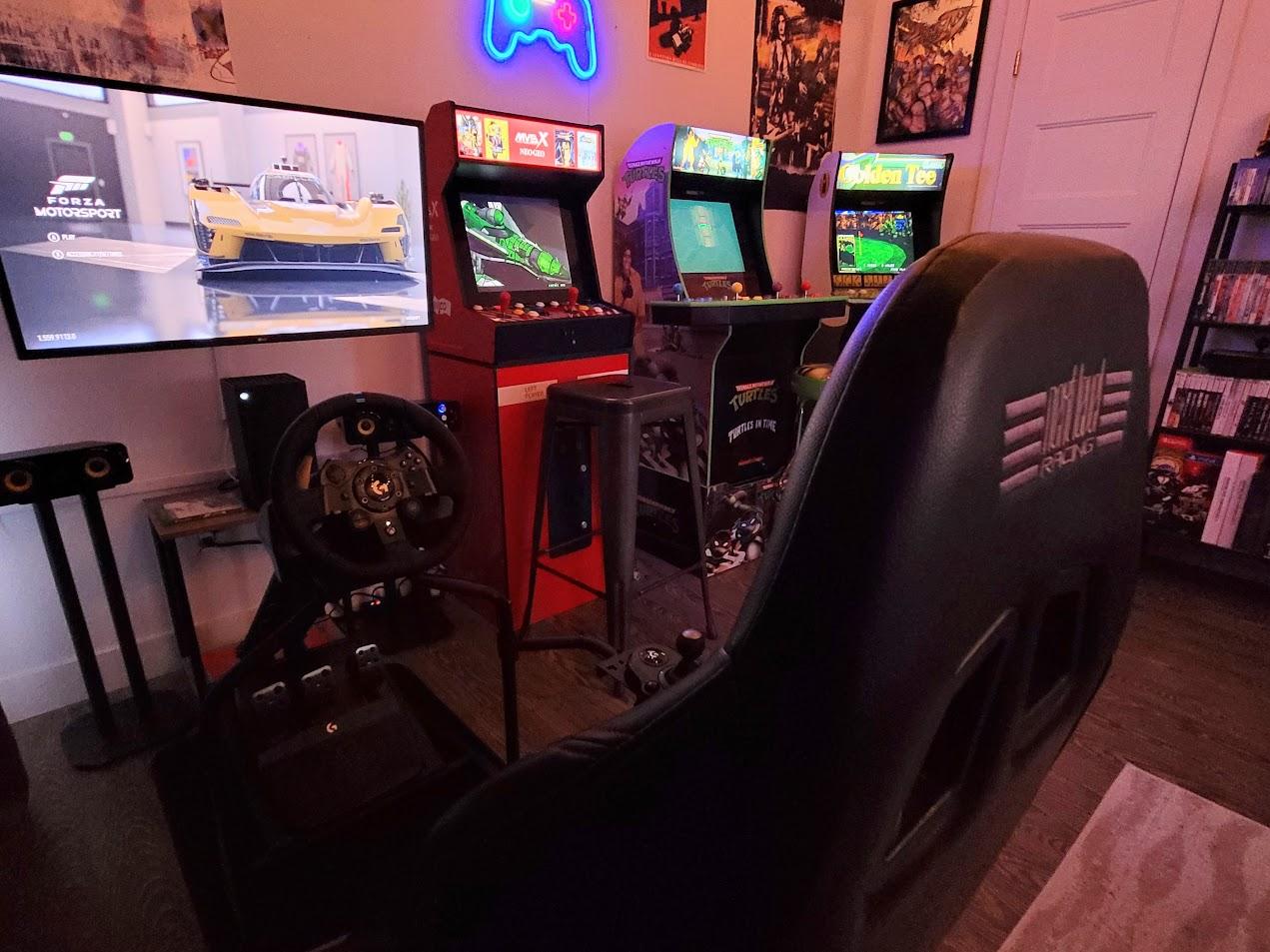 [noob] I finally bit the bullet with a modest sim[cade] setup! | Scrolller