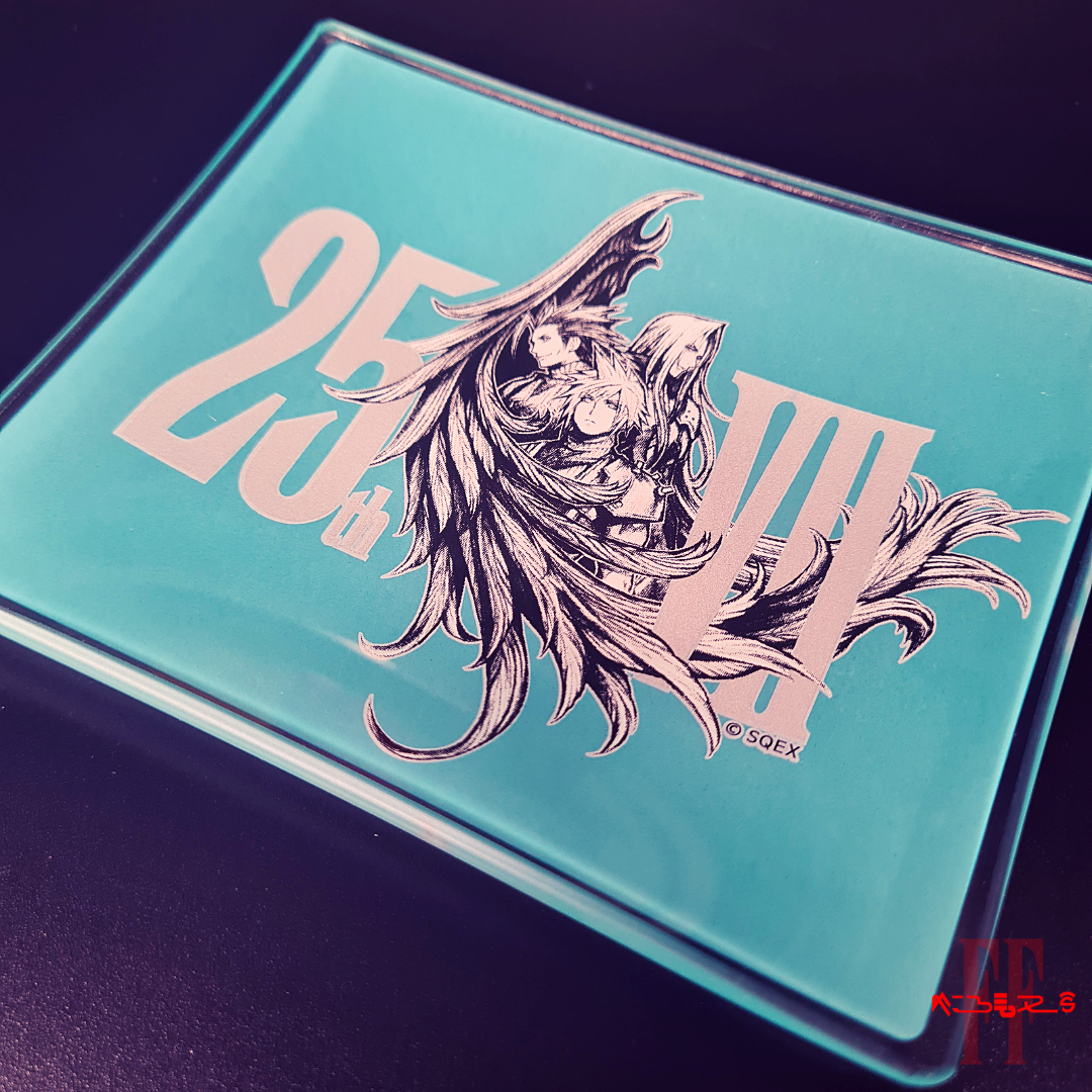 After multiple damaged shipments, I finally received the FFVII 25th Anniversary Glass Plate ...