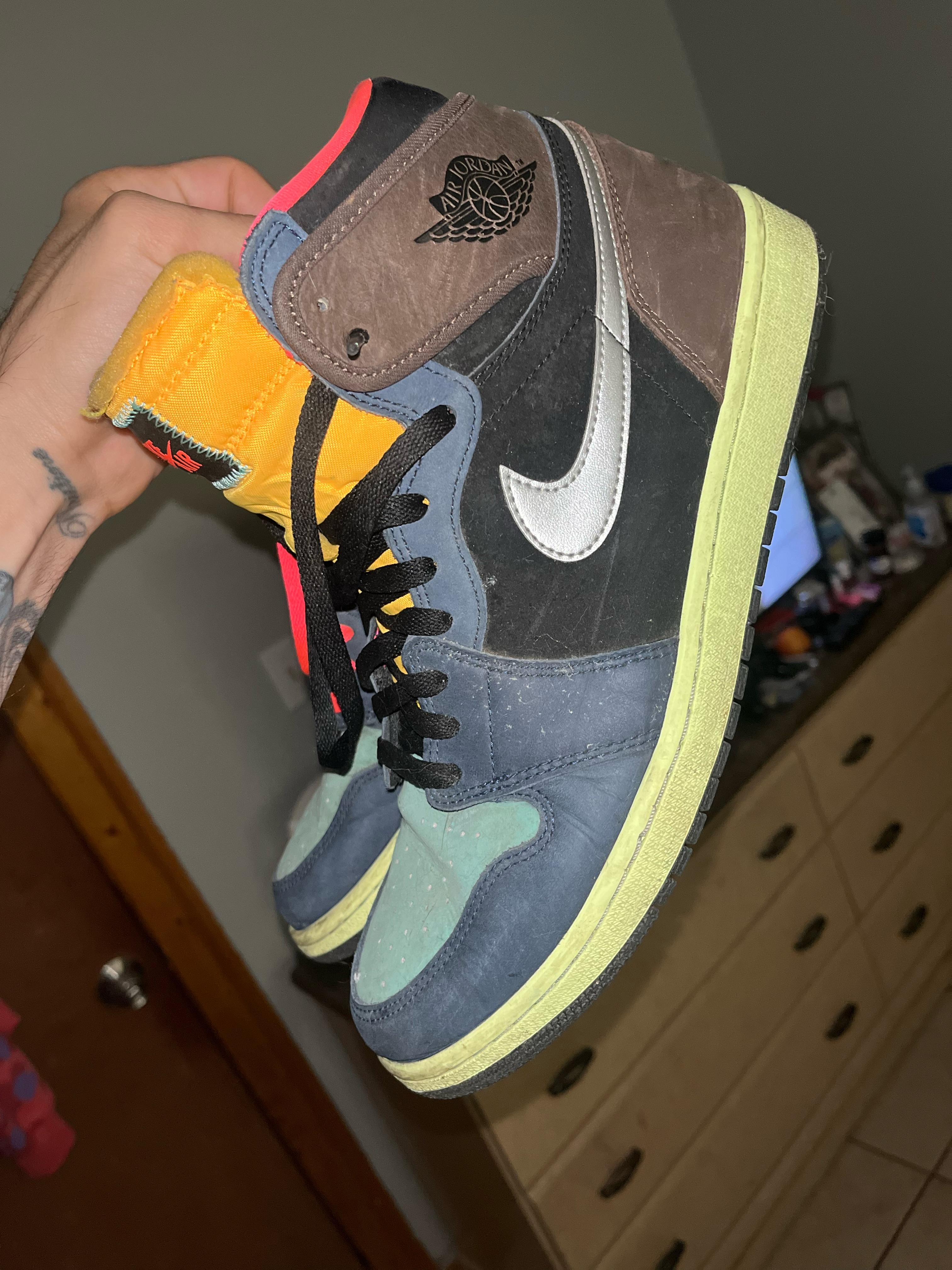 My Retro 1 box is getting moldy | Scrolller