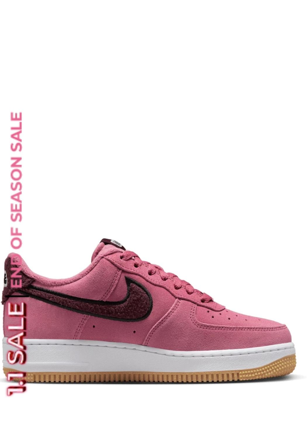 Discover more like Sneakers: Wide feet and Related Content | Scrolller