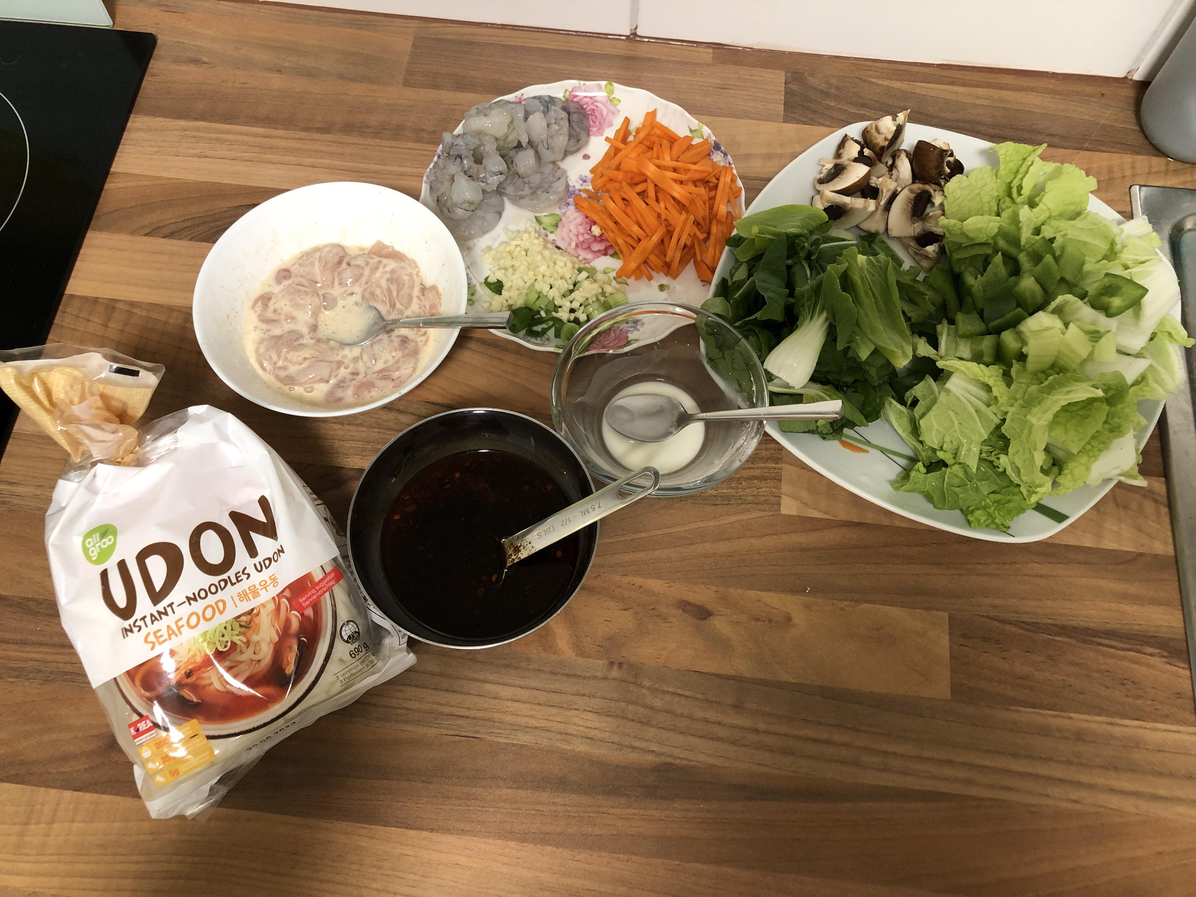 [Homemade] Loaded Udon Noodles | Scrolller