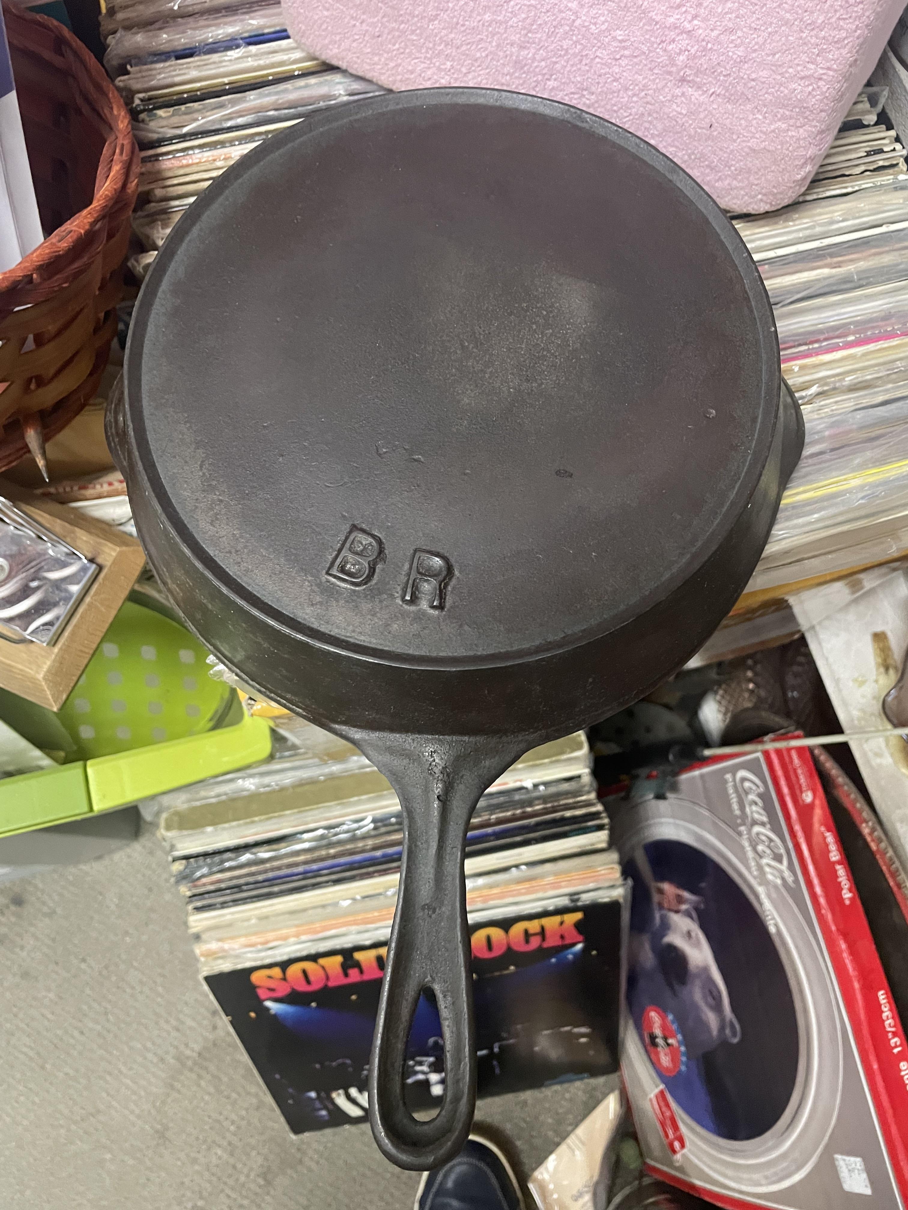 Identification help? | Scrolller