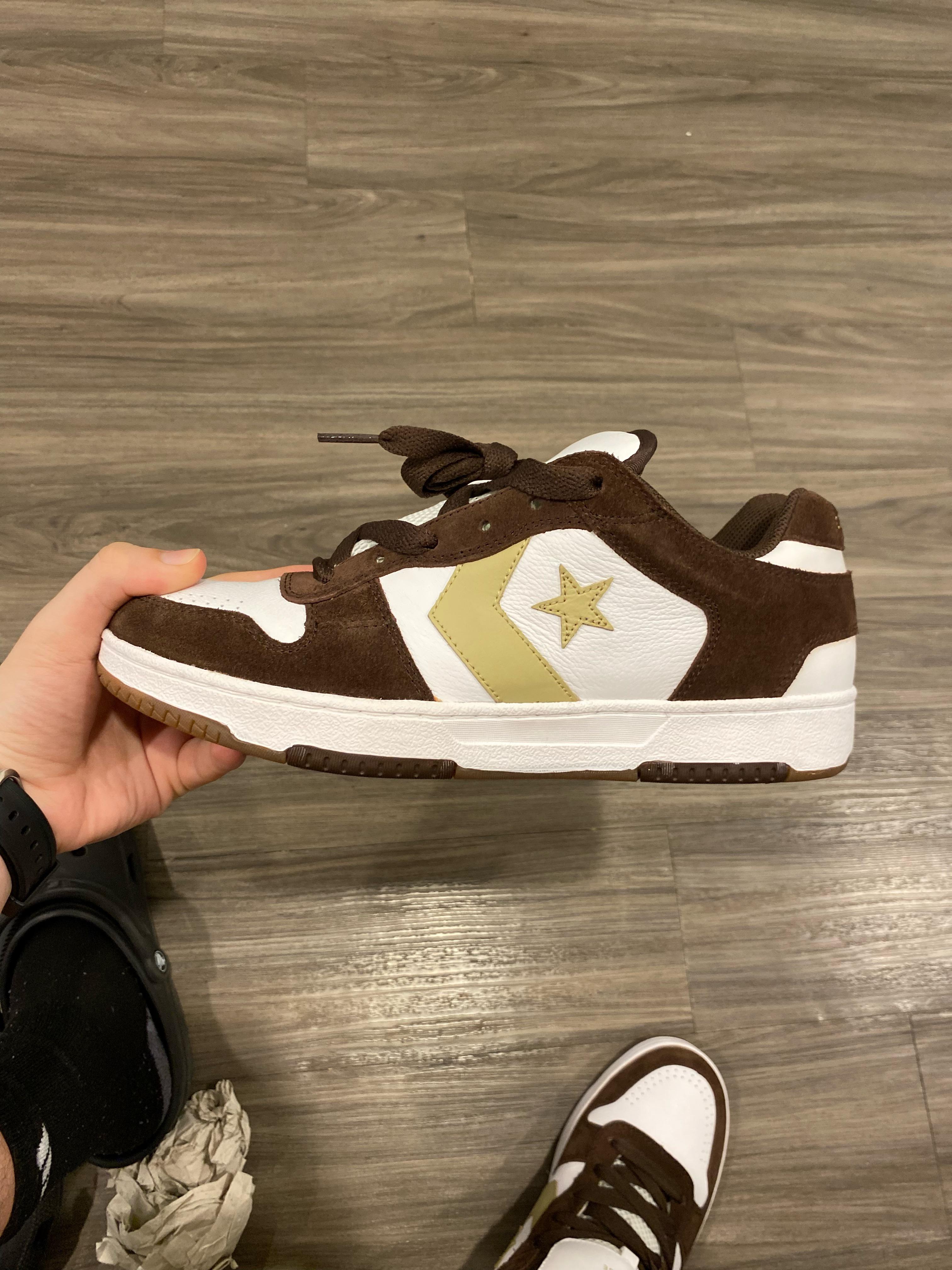 Does anyone know what shoe model this is? | Scrolller