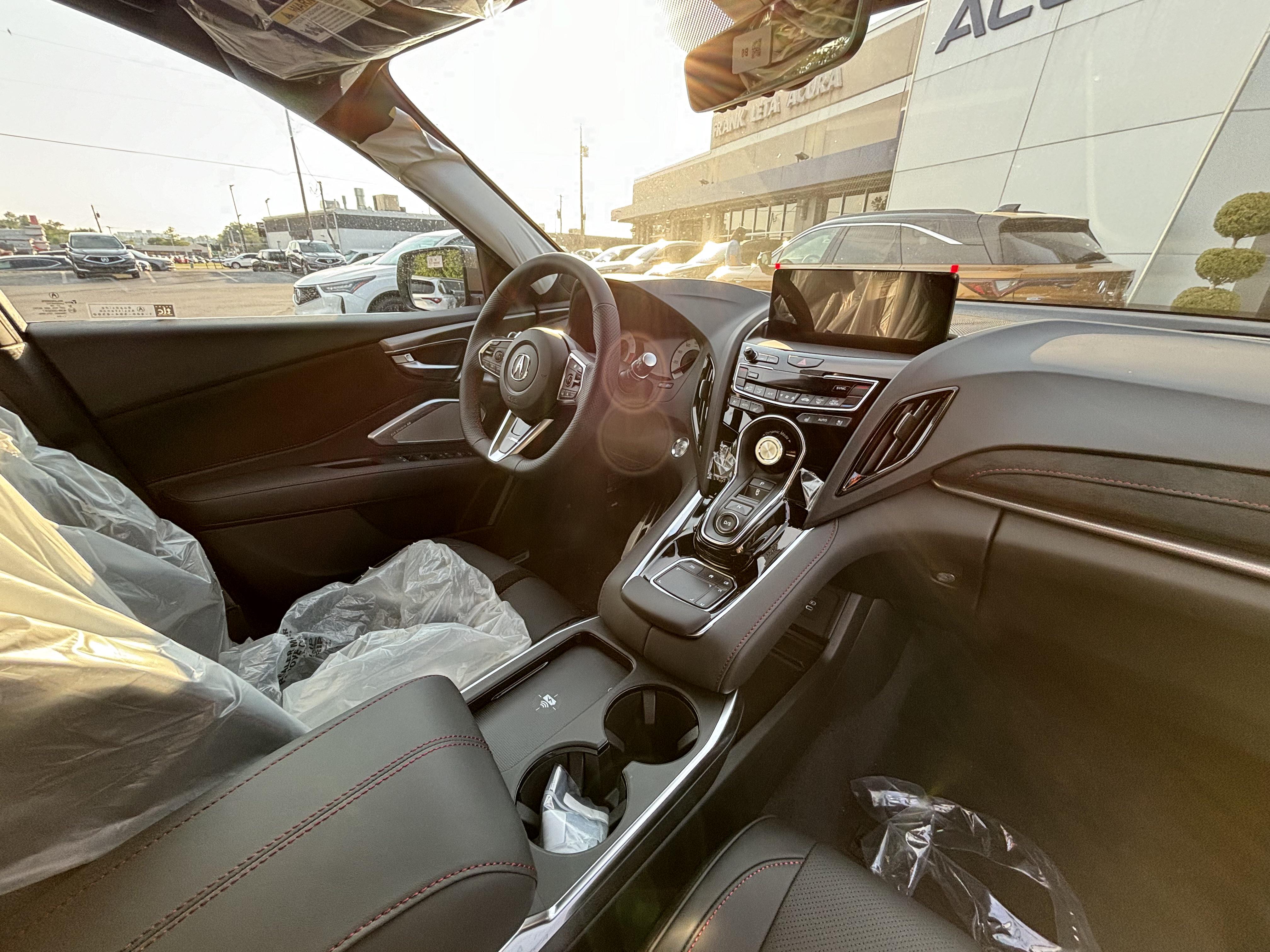 2025 RDX interior | Scrolller