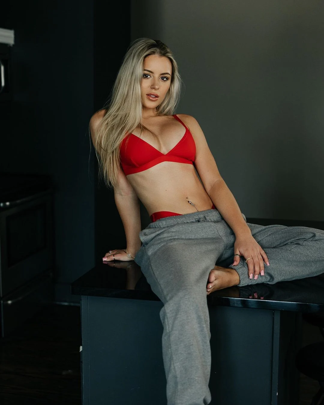 Ashlyn S | Scrolller