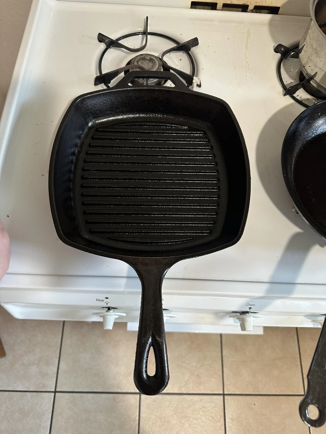 Yesterday’s Goodwill find. Lodge grill-pan in surprisingly great shape! | Scrolller
