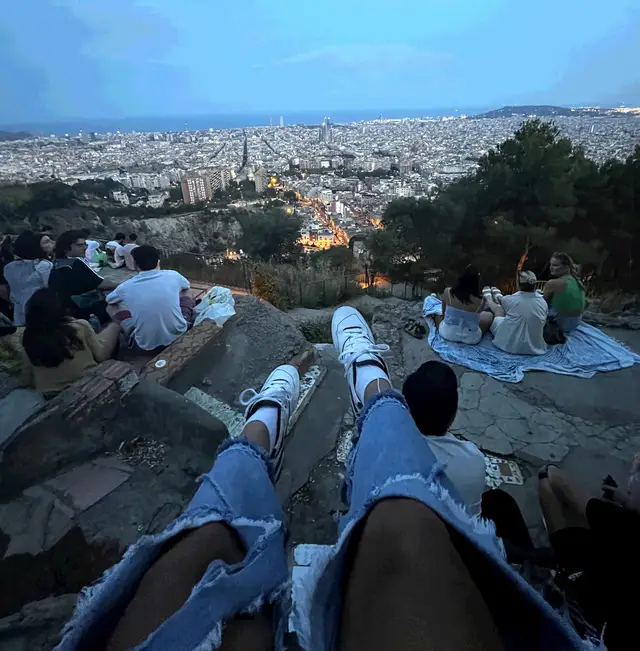 my 550's take me everywhere (even Barcelona) | Scrolller