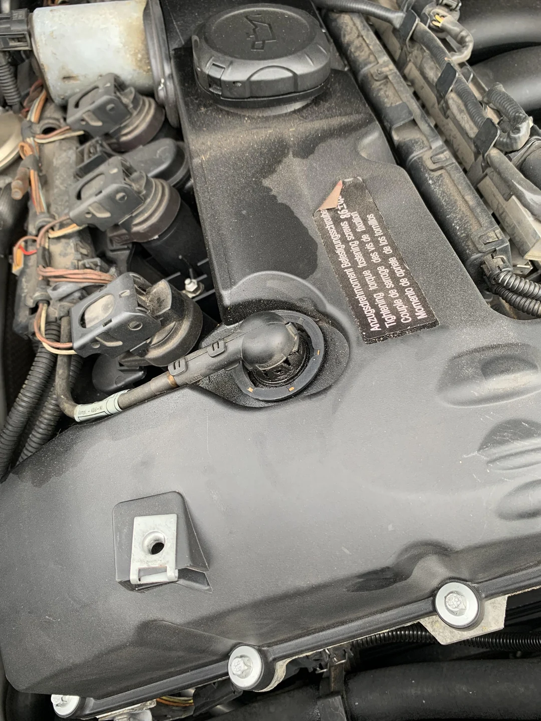 What is this and does it seem like it is leaking? | Scrolller