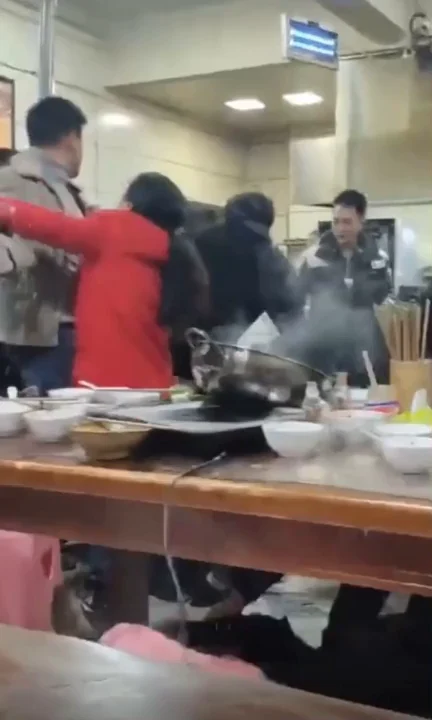 Are you filming? | Scrolller