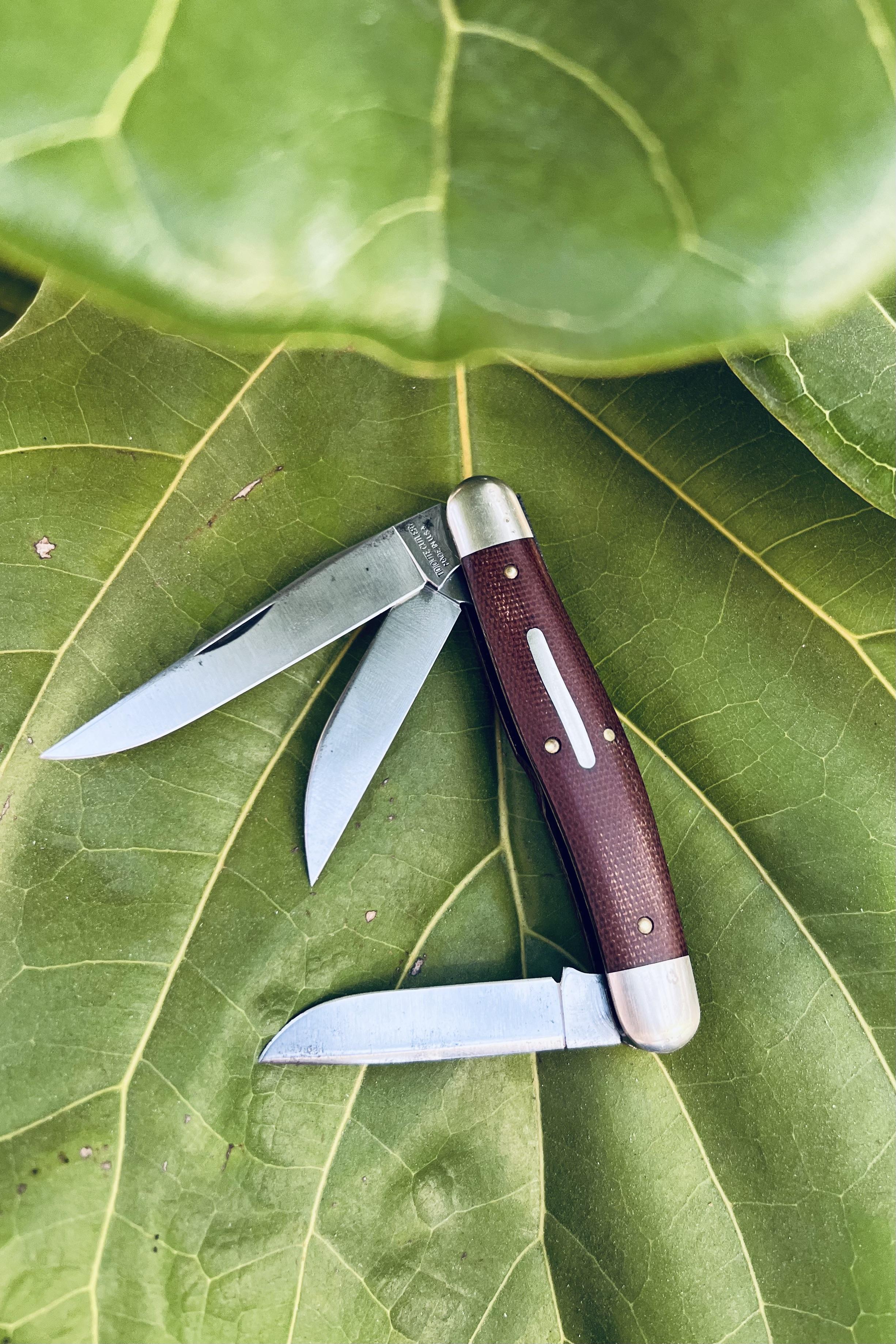 Basic and simple | Scrolller