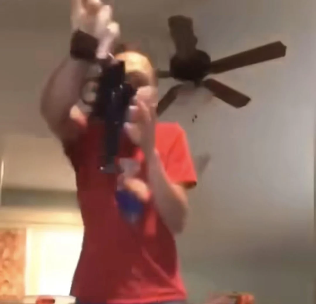 need help identifying | Scrolller