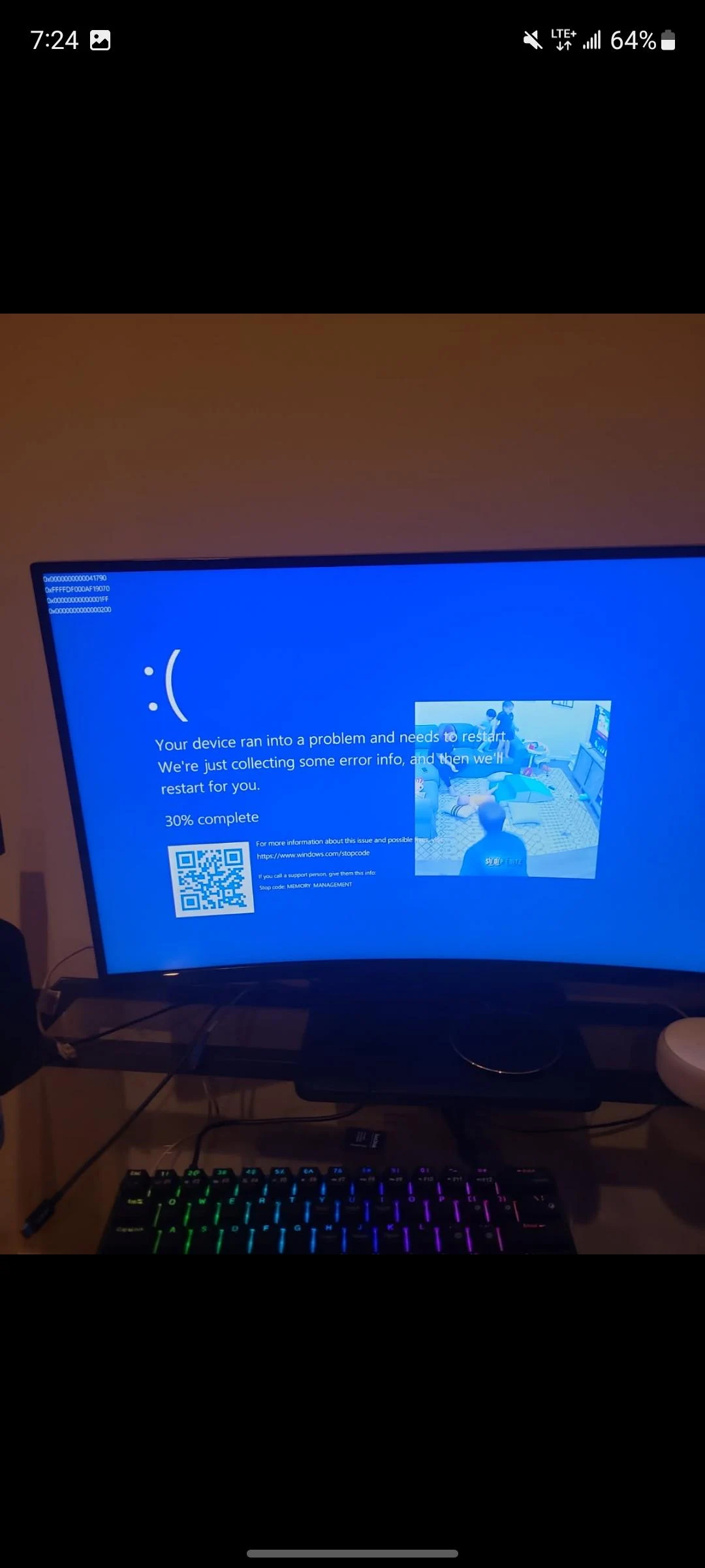 Oh noe what happened to you windows | Scrolller
